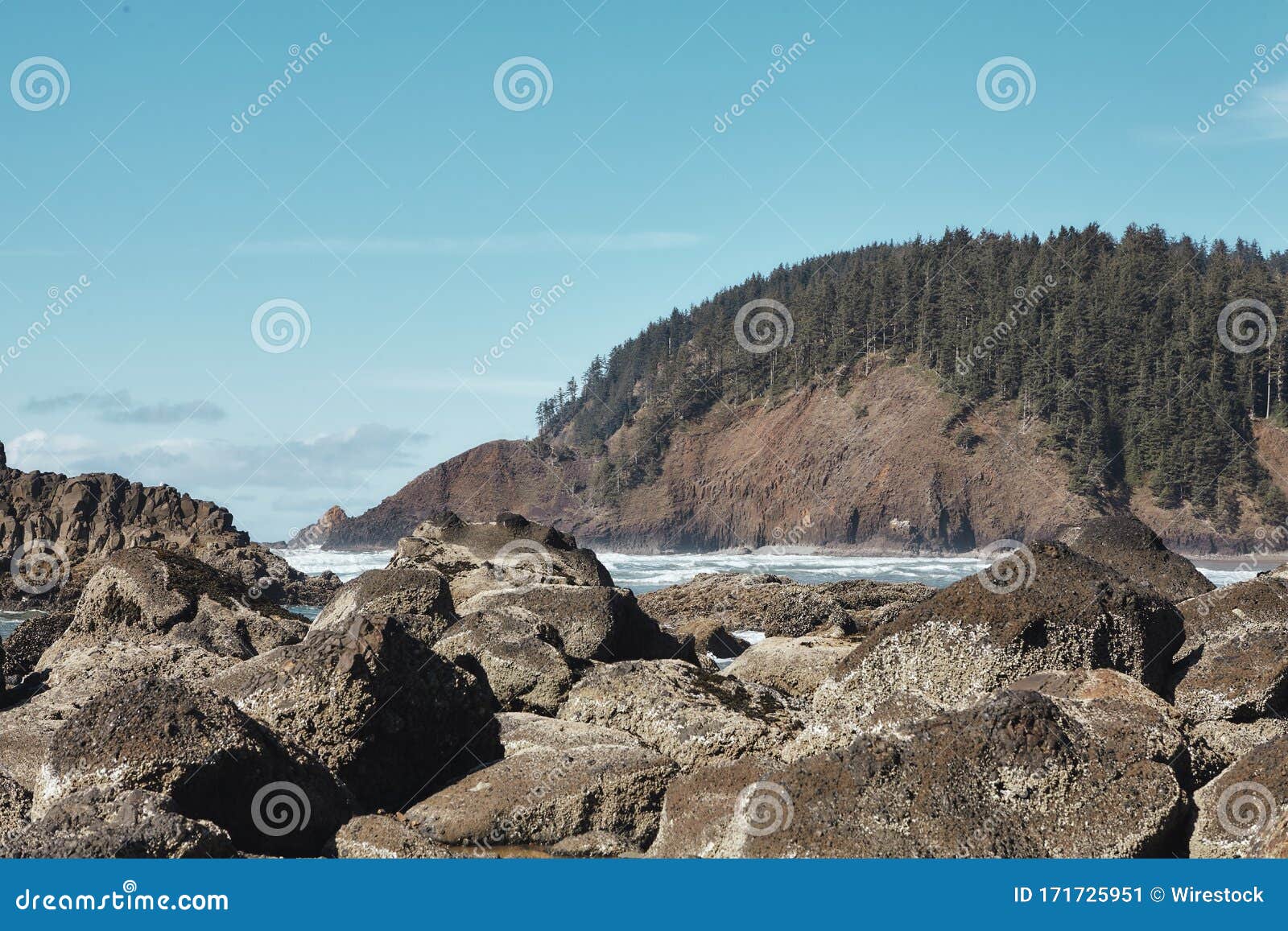 Scenery of Rocks at the Coastline of the Pacific Northwest in Cannon ...