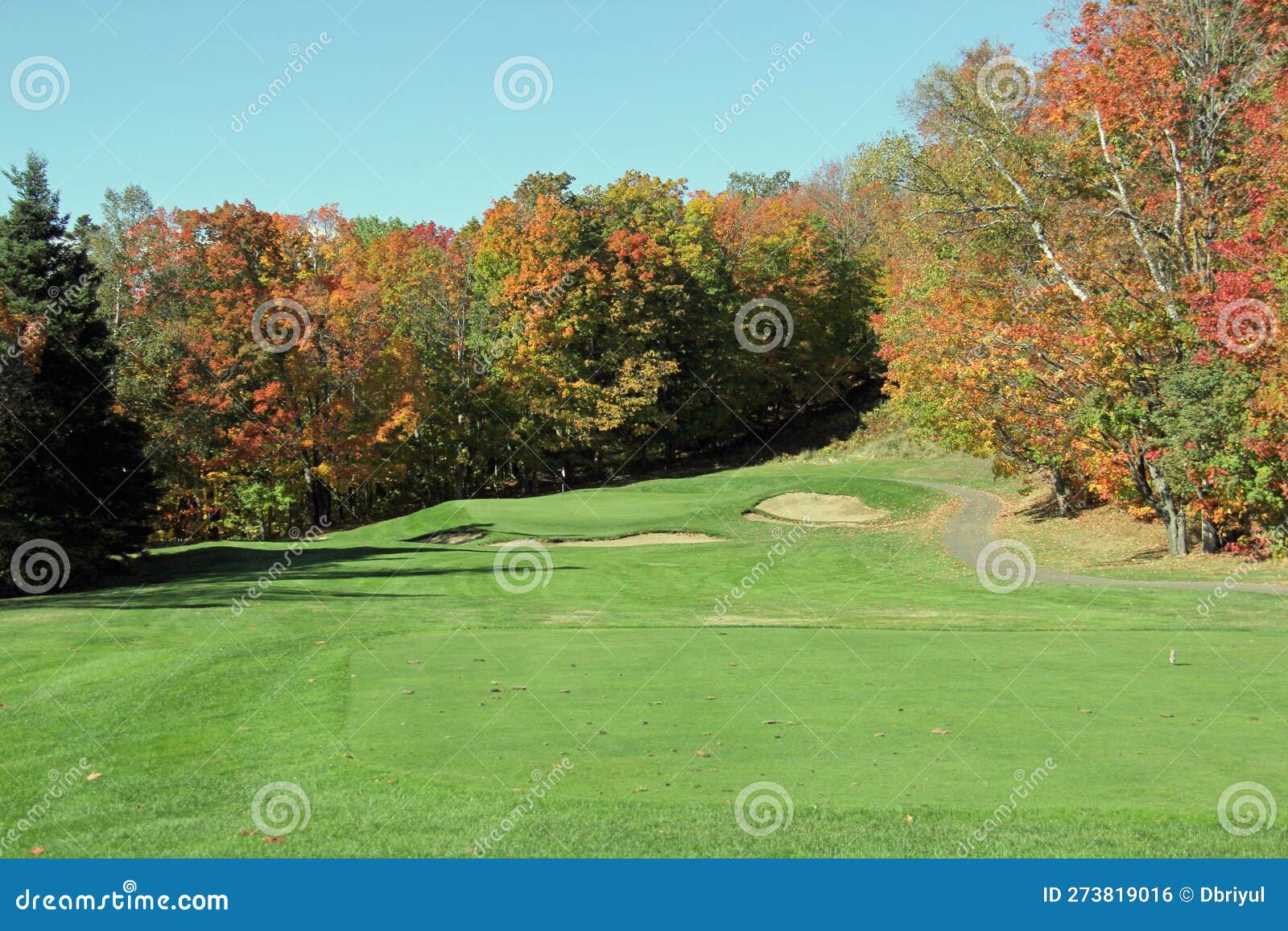 Scenic Golf Holes in the Fall Season Stock Photo - Image of fairway ...