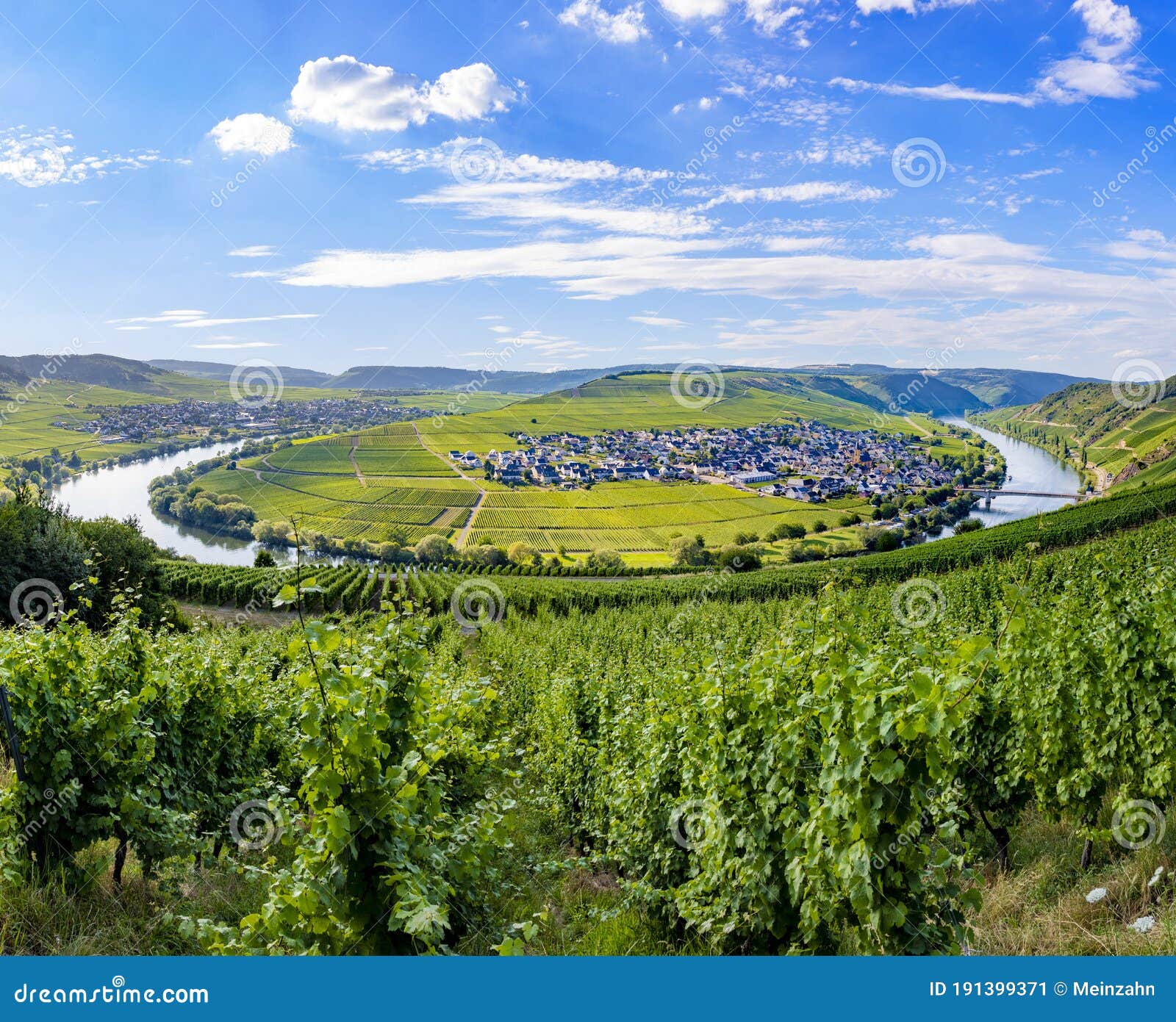 Scenic Moselle River Loop at Leiwen, Trittenheim Stock Image - Image of ...