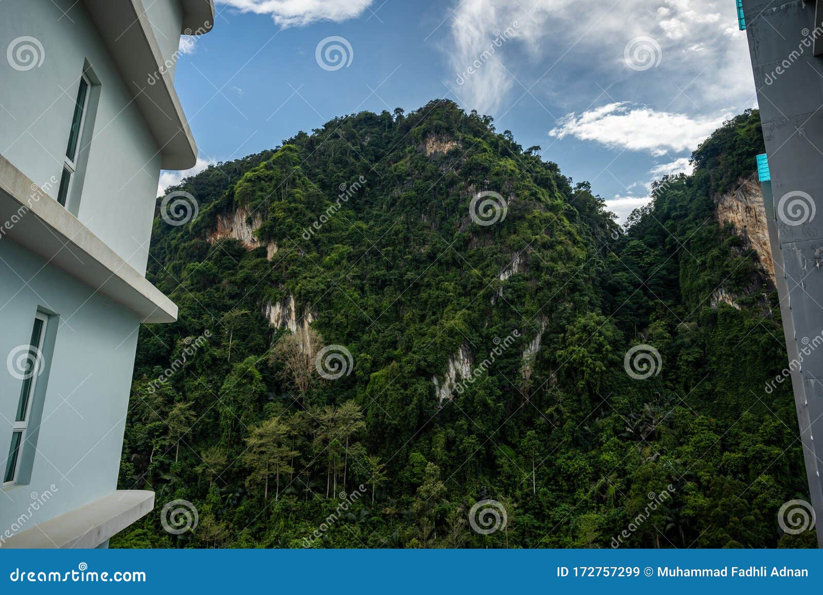 Scenic Mountains and Lake View in Tambun, Perak Stock Image - Image of ...