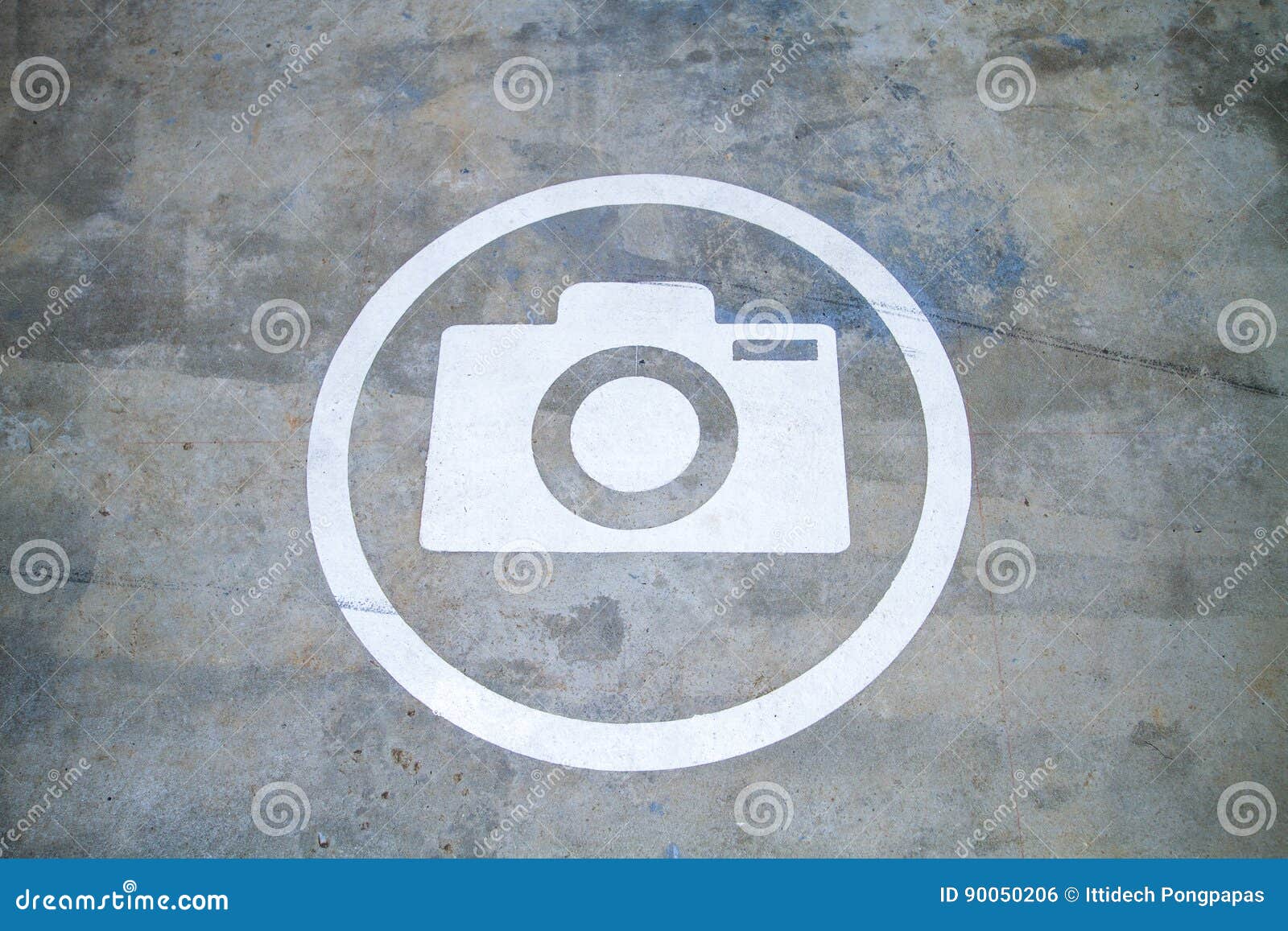 Scenic Point for Take a Photo Sign. Painted on Concrete Surface Stock ...