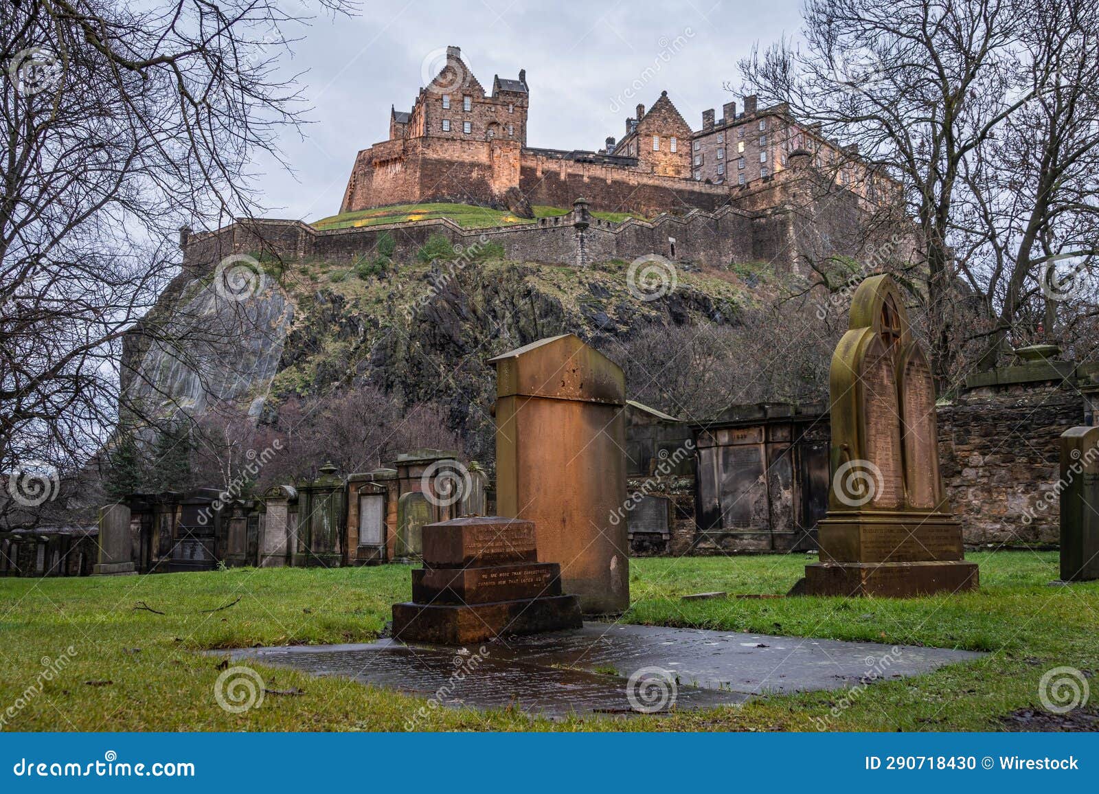 Scenic View of Edinburgh Castle, Scotland. Editorial Image - Image of ...