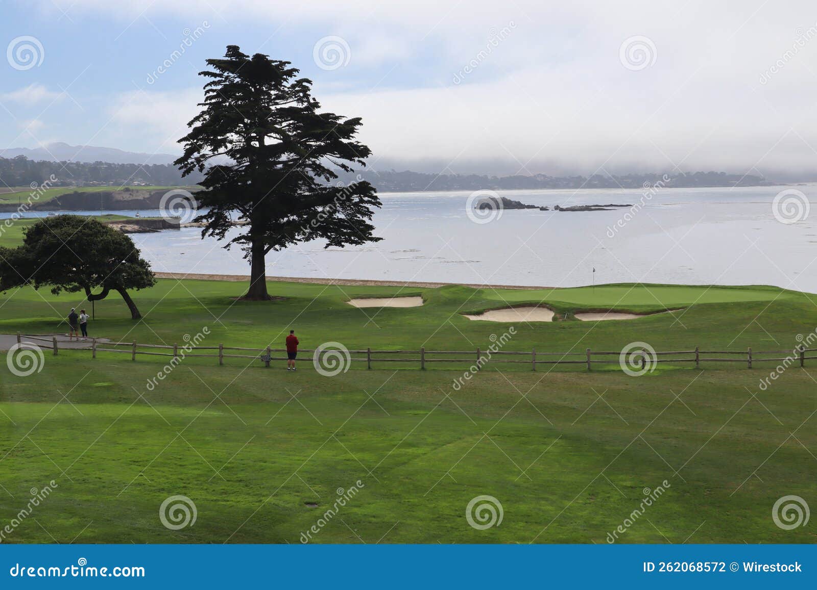 Scenic View of the Iconic Pebble Beach Golf Club Stock Photo - Image of ...