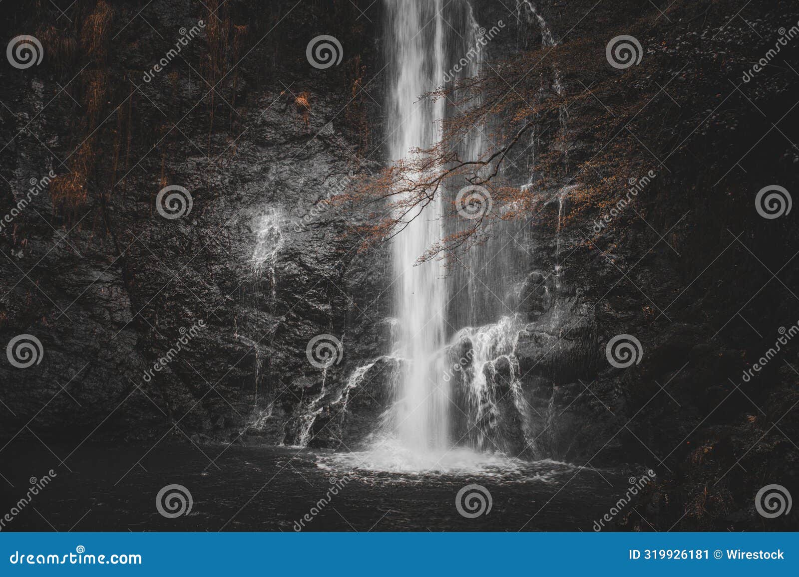 Scenic View of Minoh Falls, Kyoto. Stock Image - Image of attraction ...