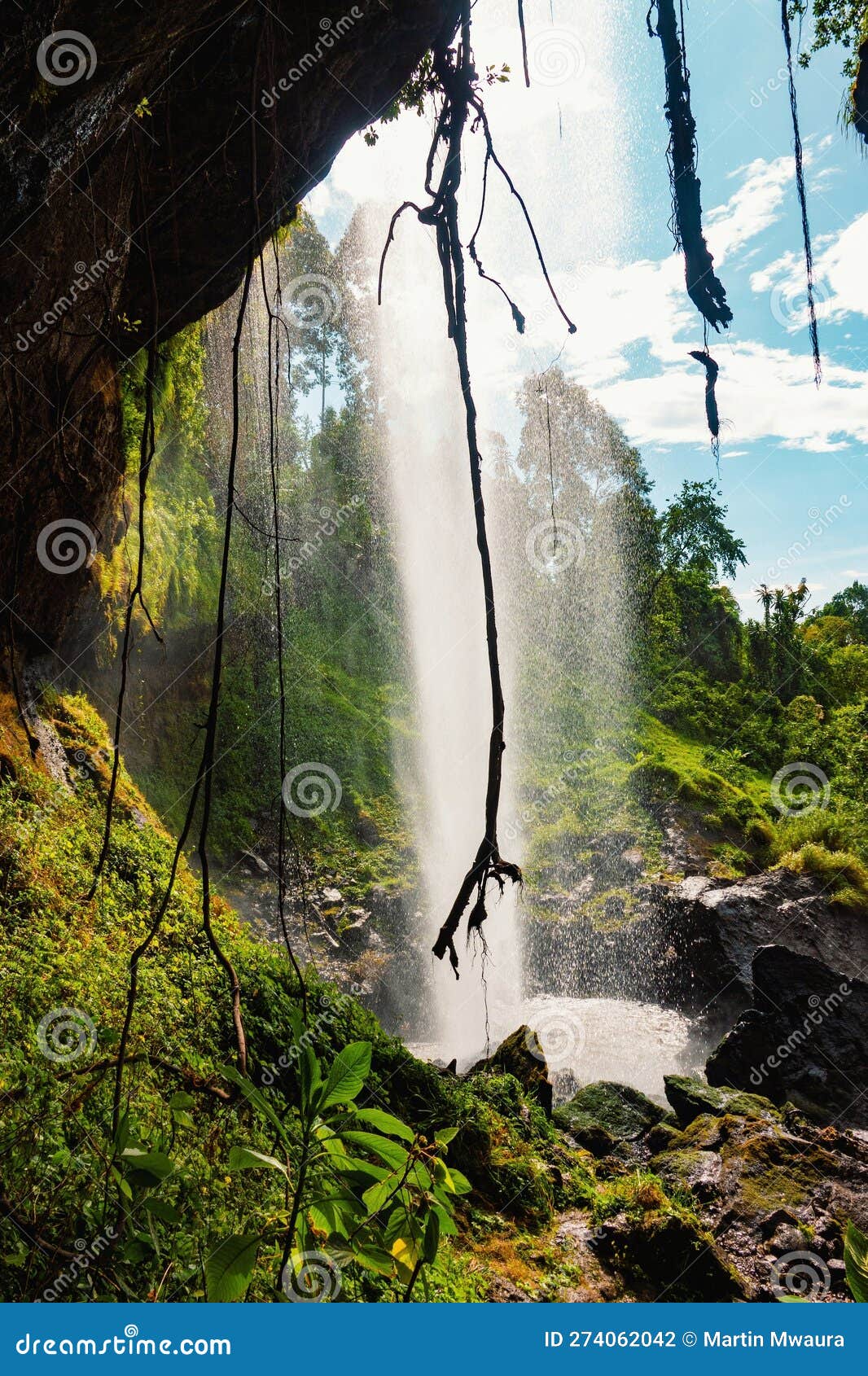 Scenic View of Sipi Waterfall in Mount Elgon, Mbale, Uganda Stock Photo ...