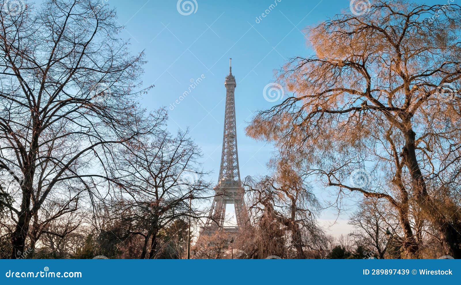 Scenic View of the Tower Eiffel in Paris, France. Editorial Stock Image ...