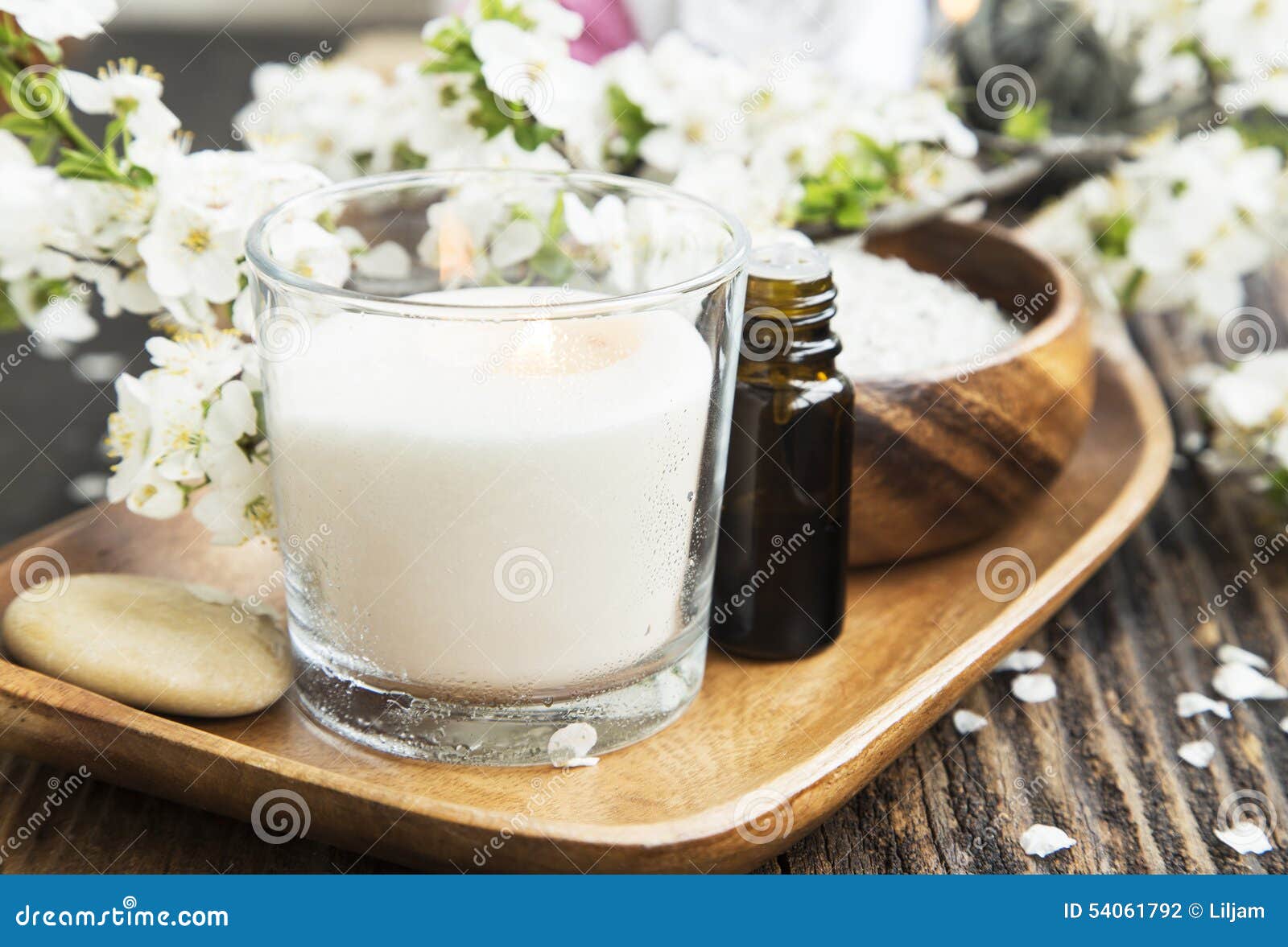 Scent Candles,Flowers and Essence Spa and Aromatherapy Setting Stock ...