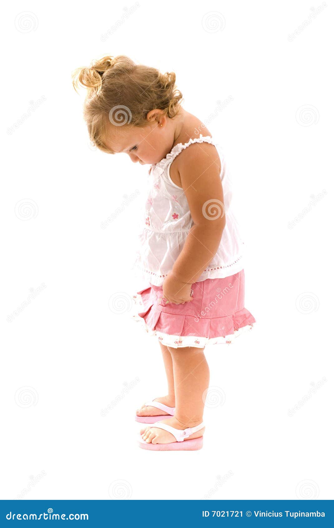 Schüchternes Kleinkind stockbild. Bild von porträt, jung - 7021721