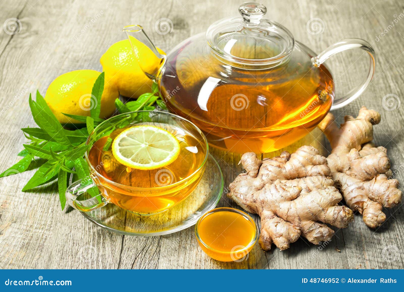Schale Ingwertee Mit Honig Und Zitrone Stockfoto - Bild von kräuter ...