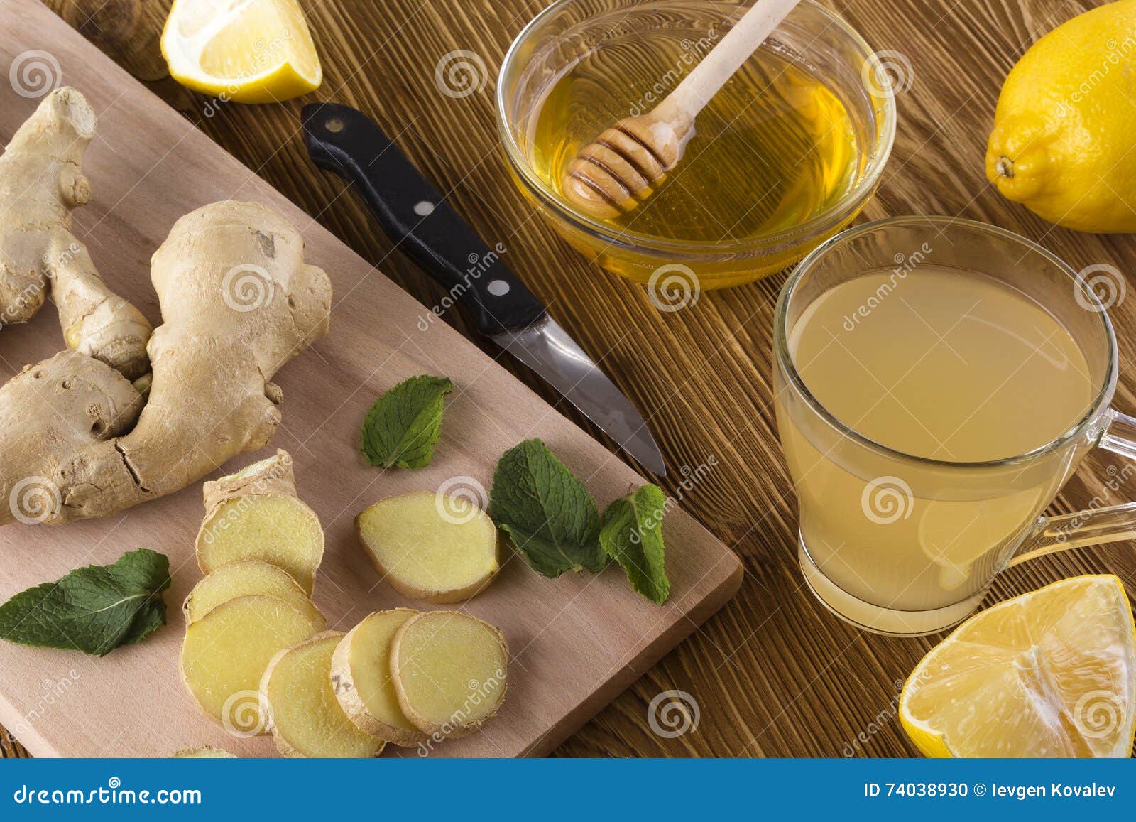 Schale Ingwertee Mit Zitrone Und Honig Stockfoto - Bild von sommer ...