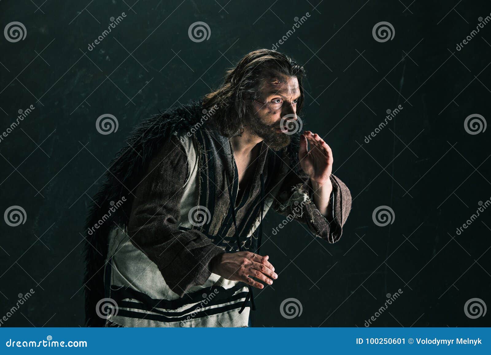 Schauspieler Im Make-up, Ein Armer Mann Stockbild - Bild von gesicht ...