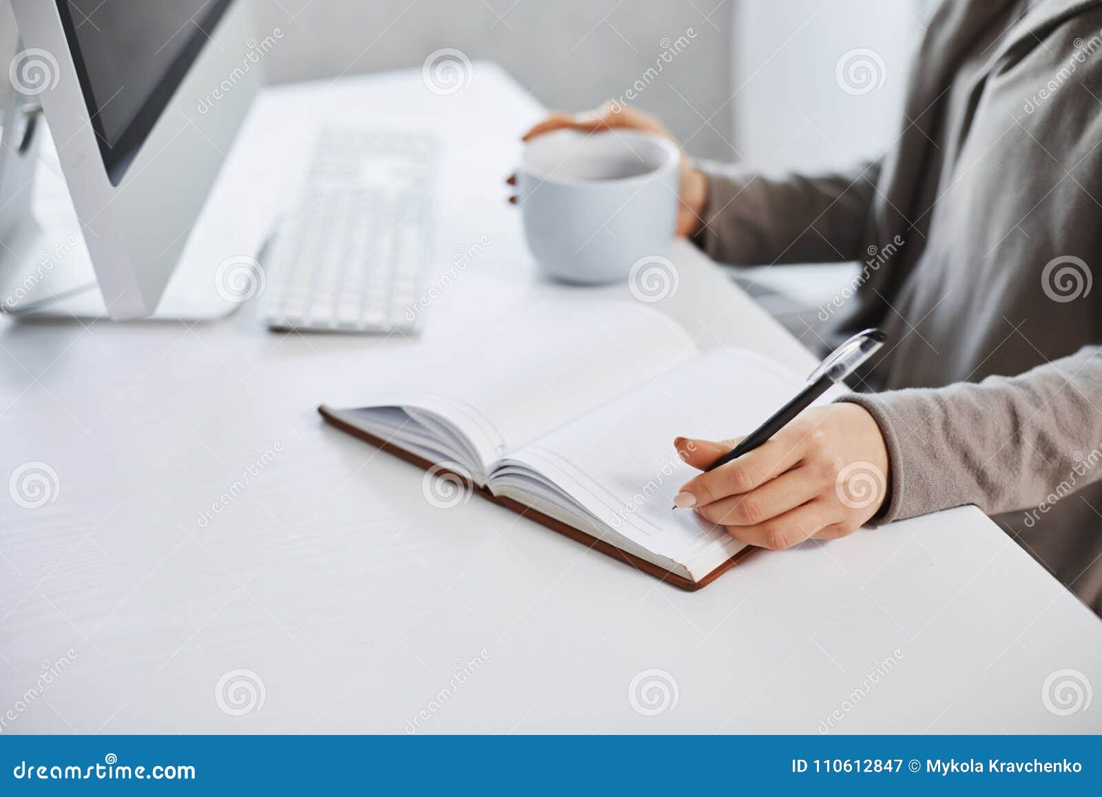 Schedule Helps Maintain My Day. Cropped Shot of Woman Working in Front ...