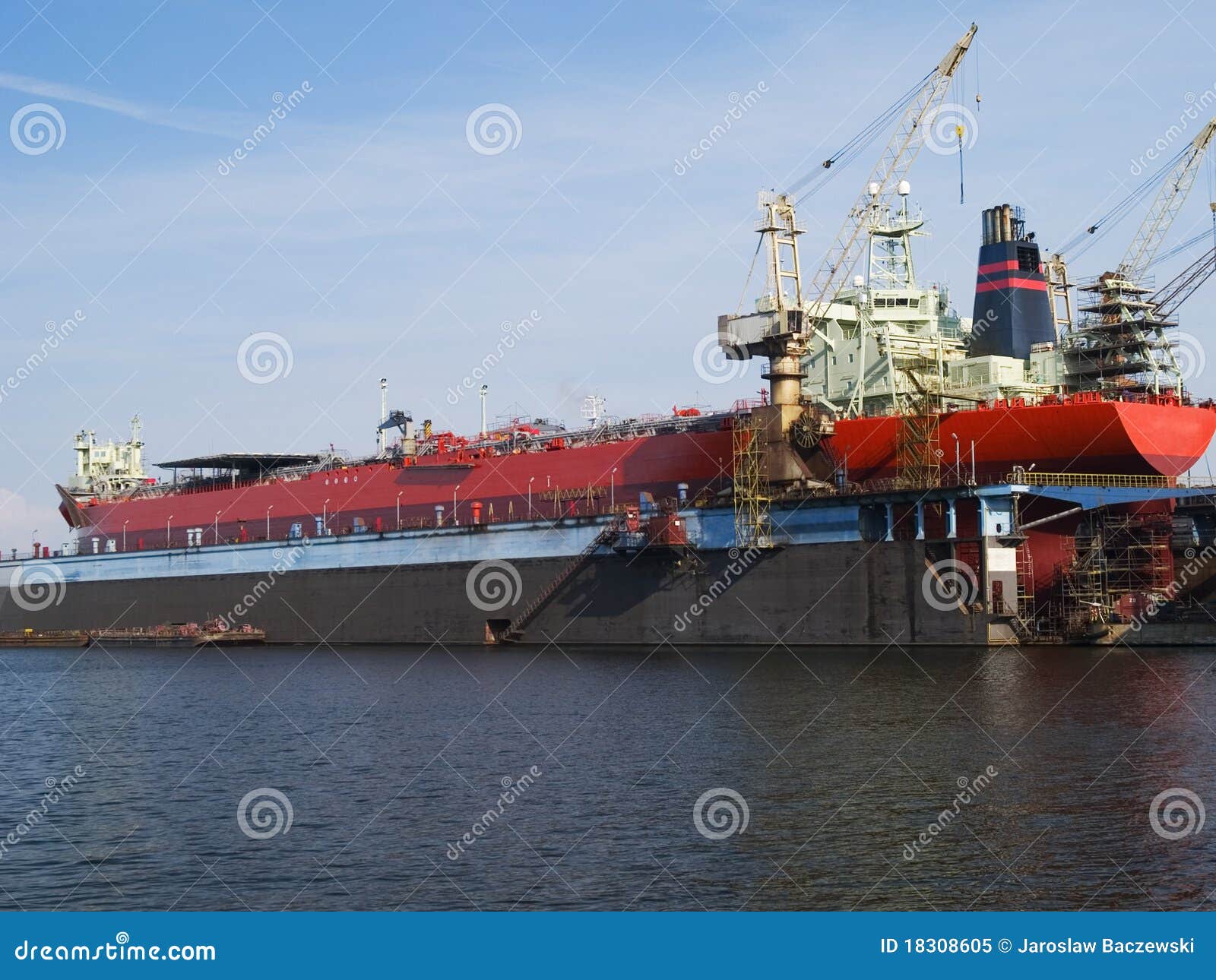 Scheepswerf stock afbeelding. Image of industrie, werk - 18308605