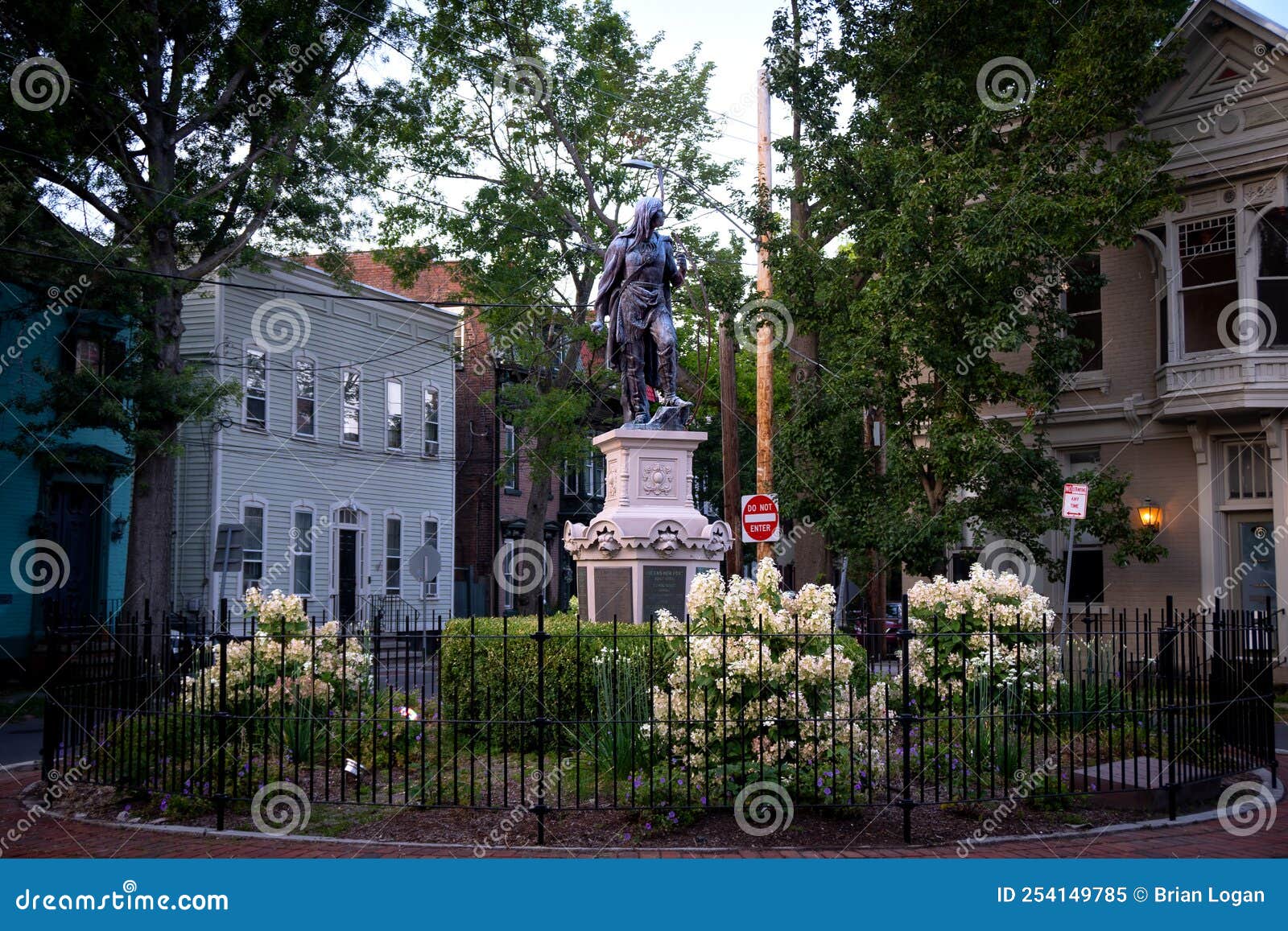 Horizontal View Of The Iconic Statue Of Lawrence The Indian. Erected In ...