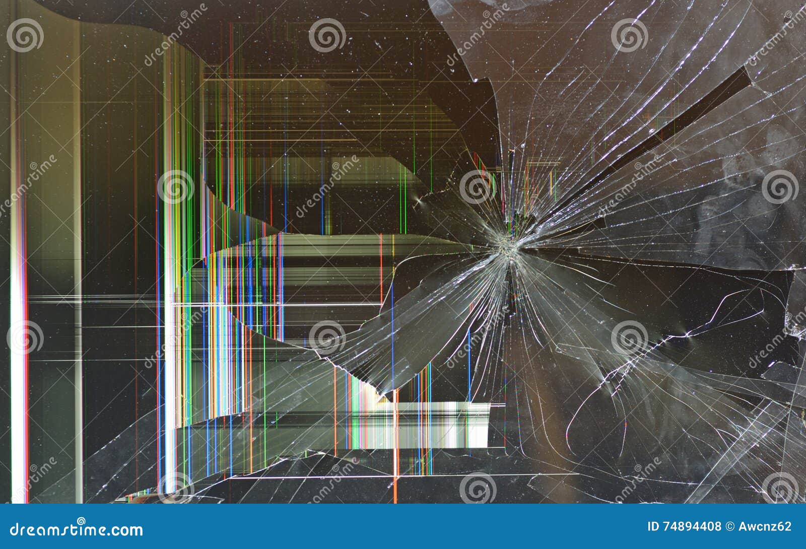 Schermo di computer rotto fotografia stock. Immagine di tecnologia ...