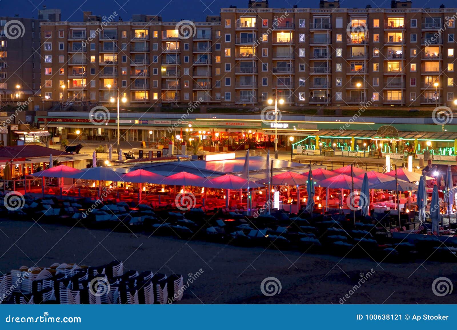 Scheveningen zdjęcie editorial. Obraz złożonej z bulwar - 100638121