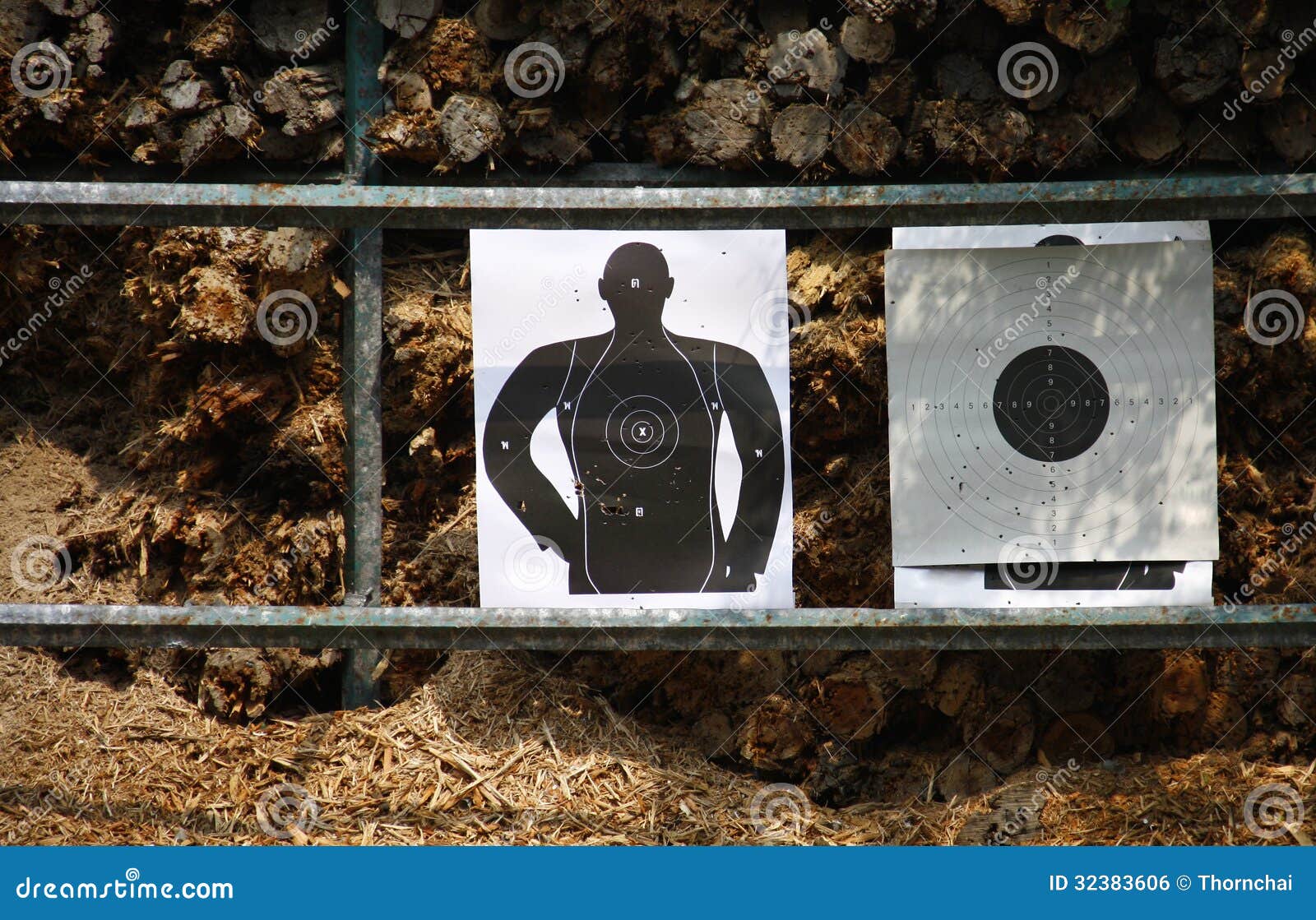 Schietbaan en Doel stock foto. Image of partituur, kogel - 32383606