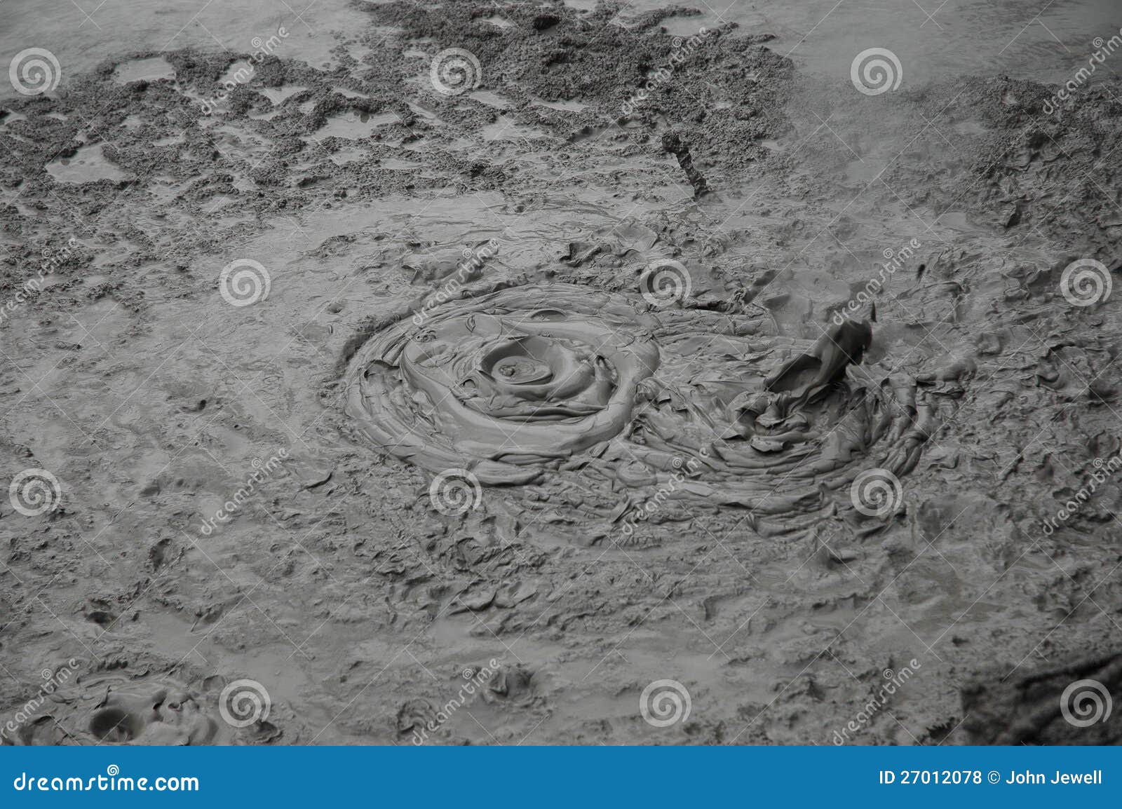Schlamm. stockfoto. Bild von vulkan, herausspringen, energie - 27012078