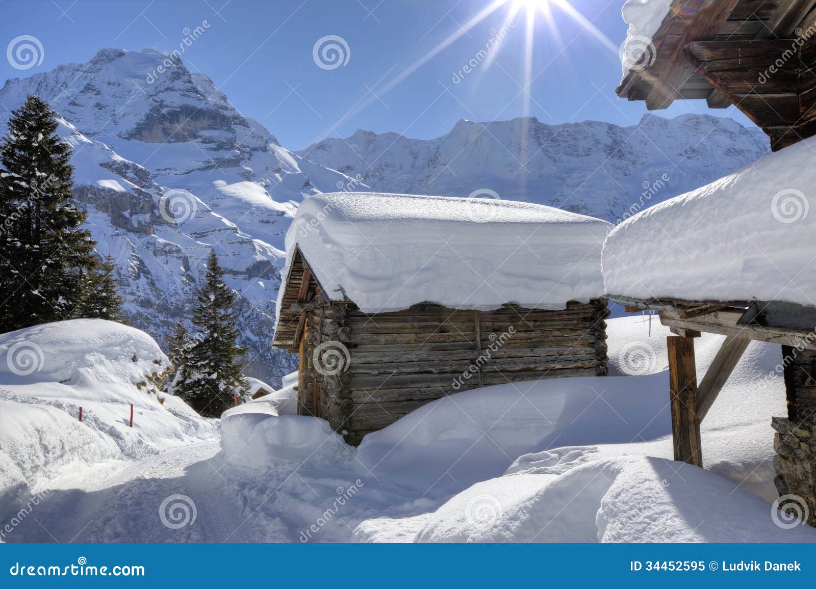 Schnee in Den Schweizer Alpen Stockbild - Bild von spitze, umgebung ...