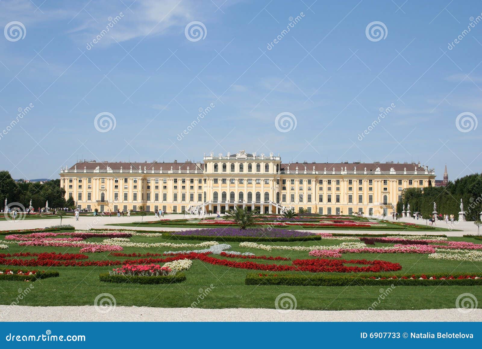 Schoenbrunn Palace, Vienna editorial stock photo. Image of elisabeth ...