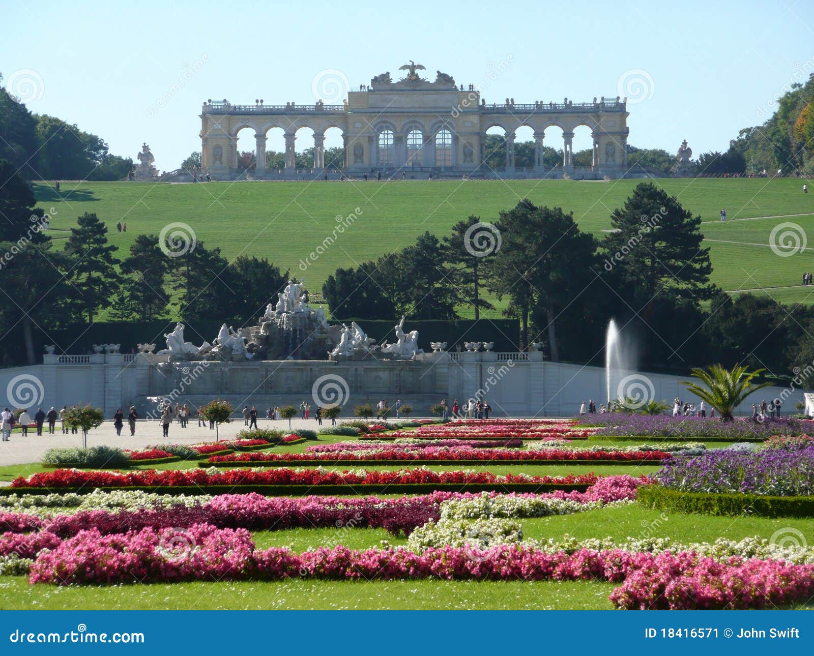 Schonbrun Garden and Annexe Editorial Photo - Image of napoleon ...