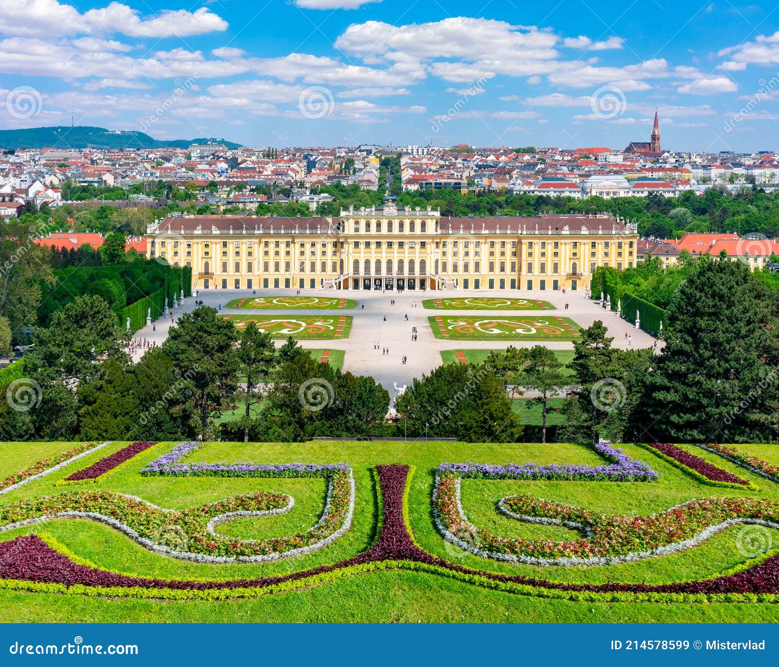 Schonbrunn Palace and Park in Spring, Vienna, Austria Editorial Stock ...