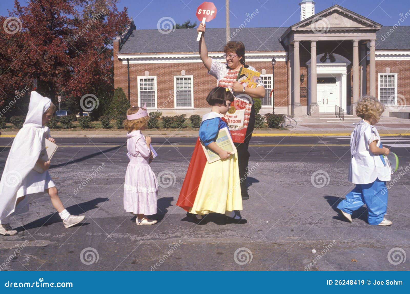 School Crossing Guard Helping Children Editorial Stock Image - Image of ...