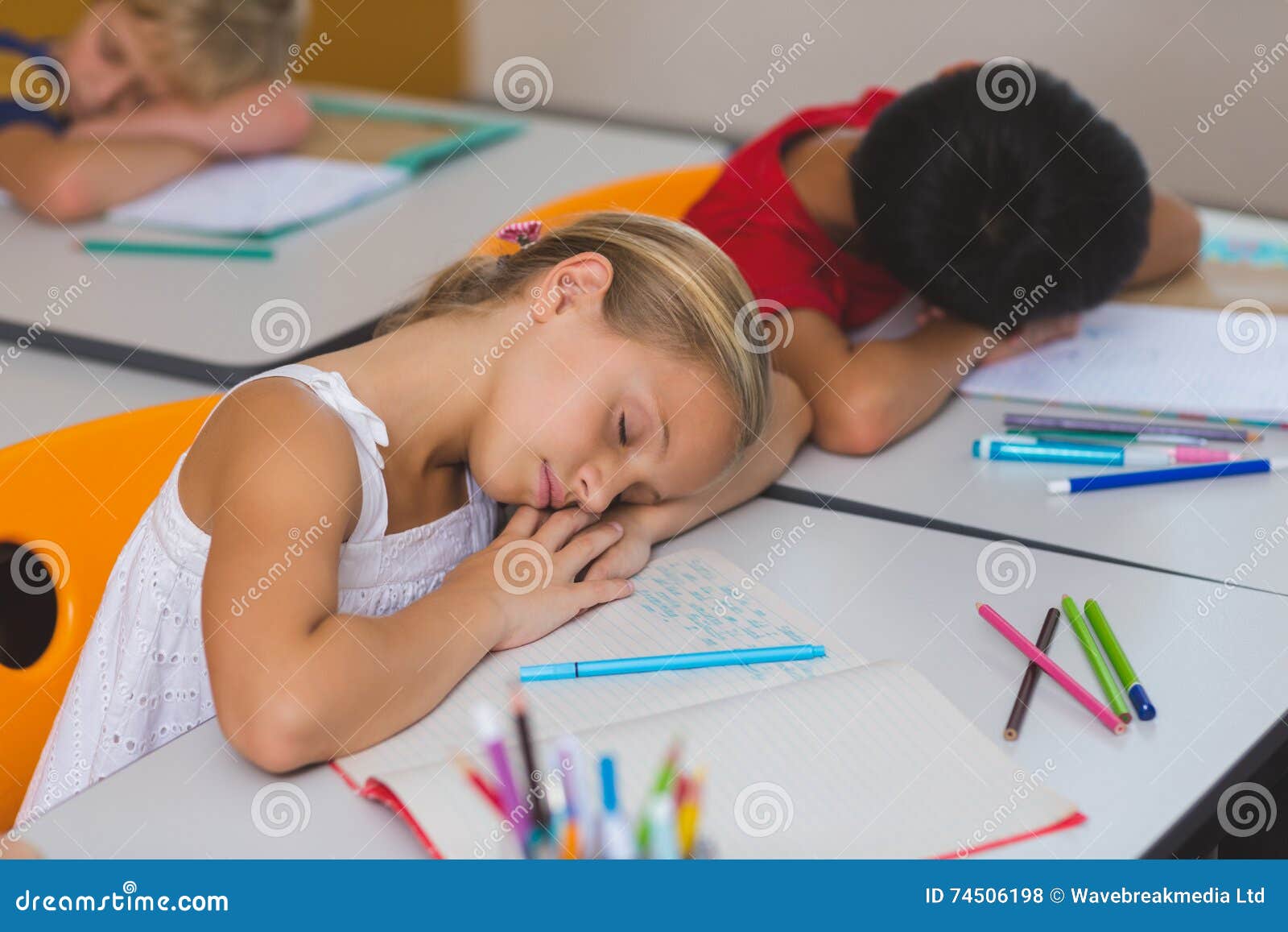 School Kids Sleeping at Desk Stock Photo - Image of learning, classmate ...