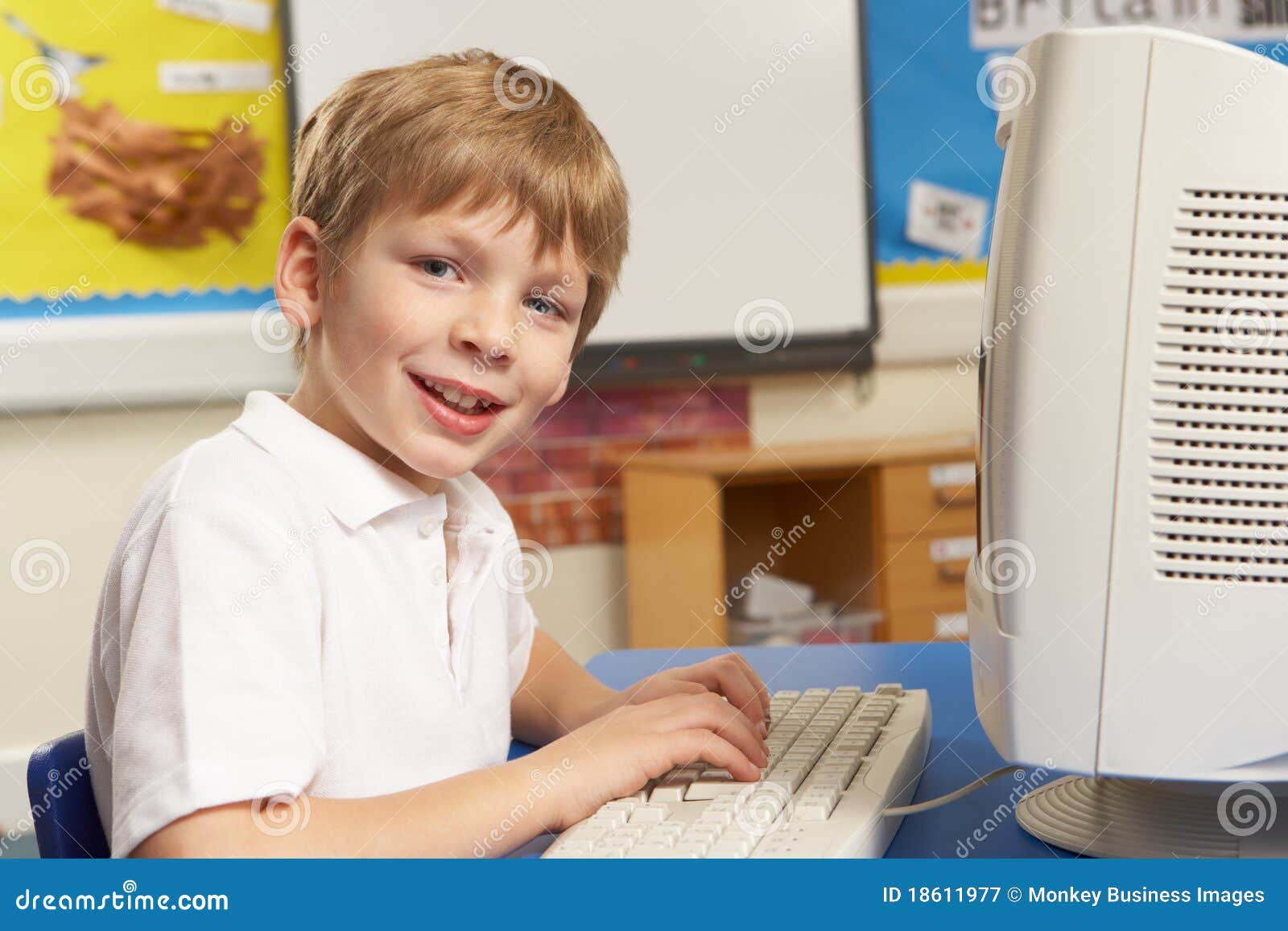 Schoolboy in it Class Using Computer Stock Image - Image of desk, male ...
