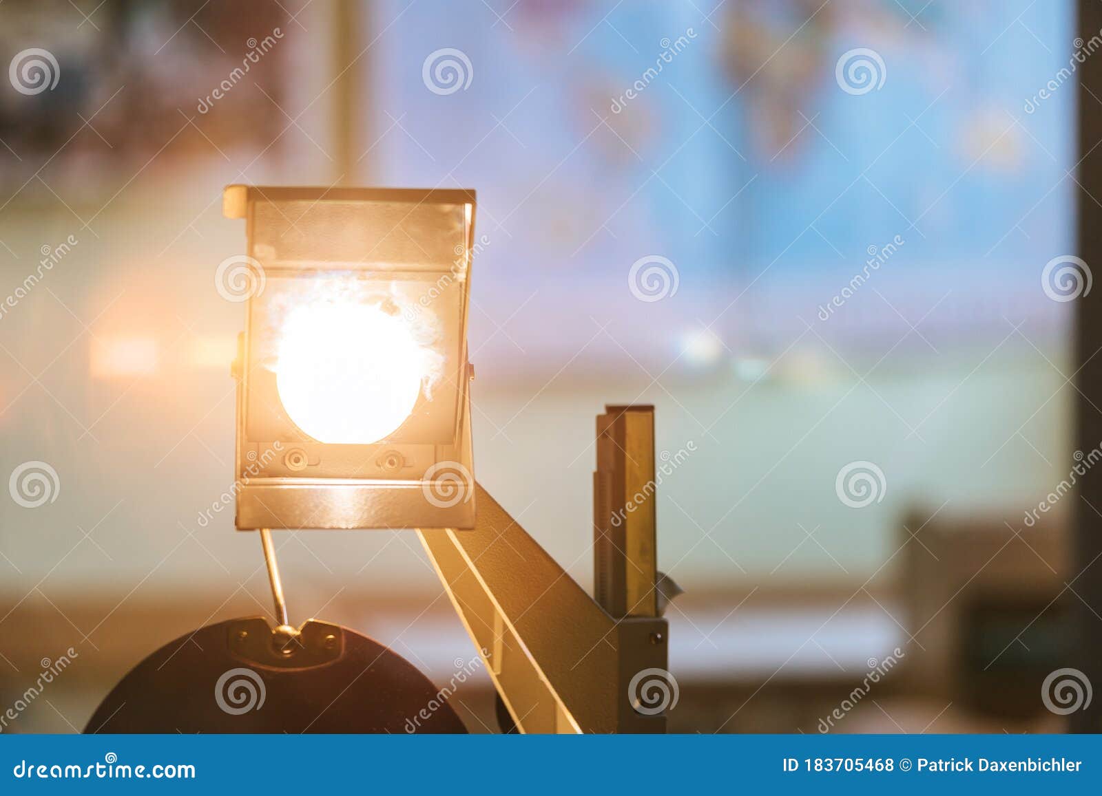 Schooling Concept: Retro Overhead Projector in Classroom, Educational ...