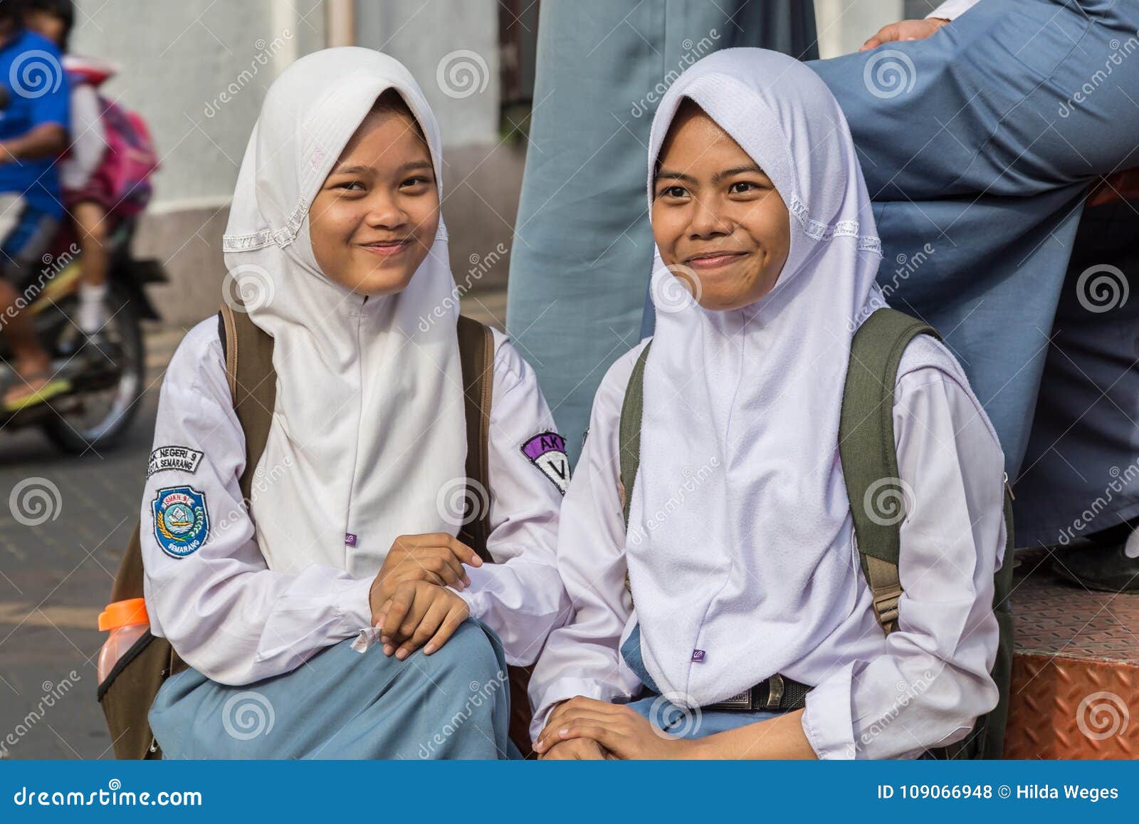 Schoolmeisjes in Semarang, West-Java, Indonesië Redactionele Stock Foto ...