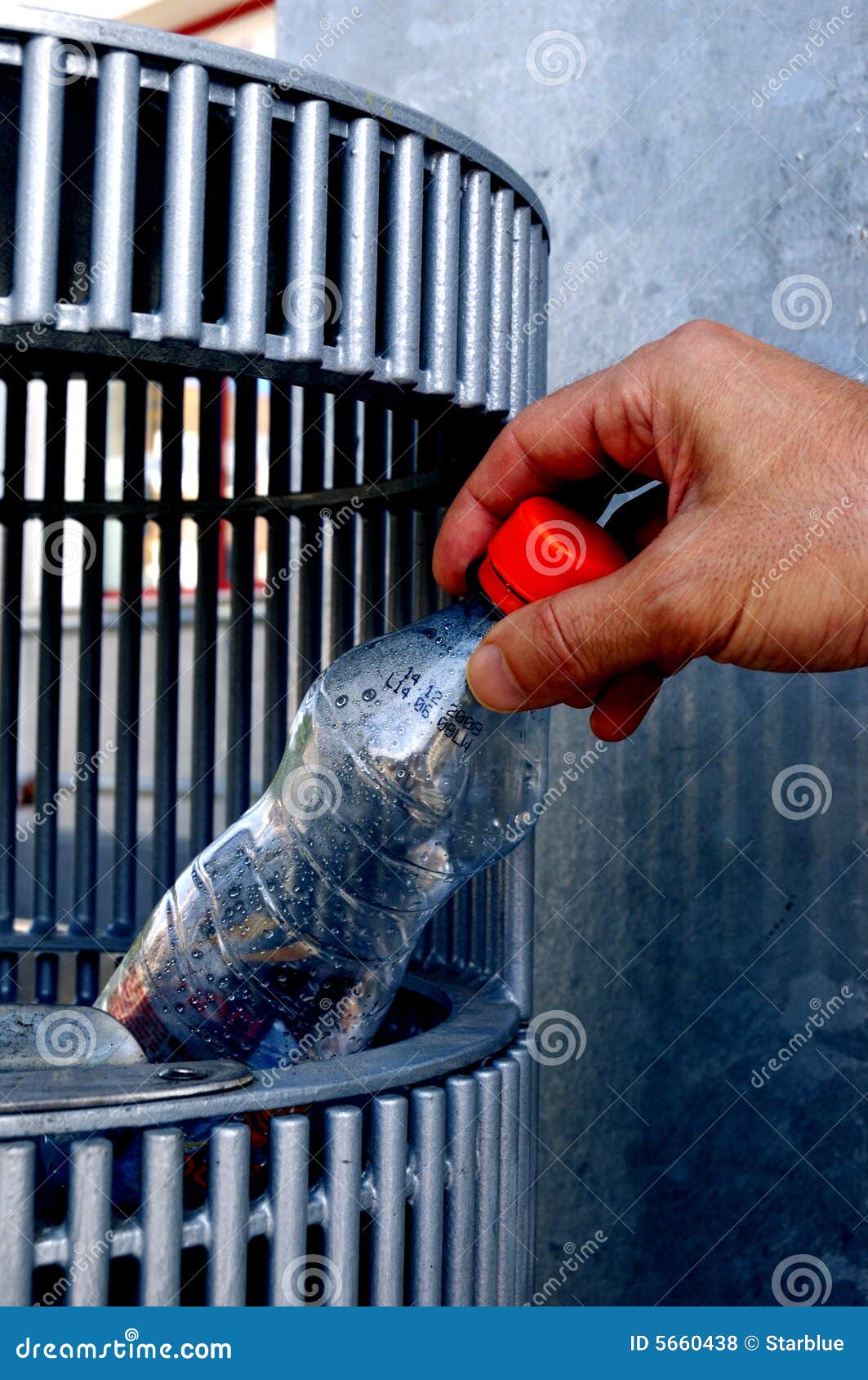 Schoon milieu stock foto. Image of huisvuil, plastiek - 5660438