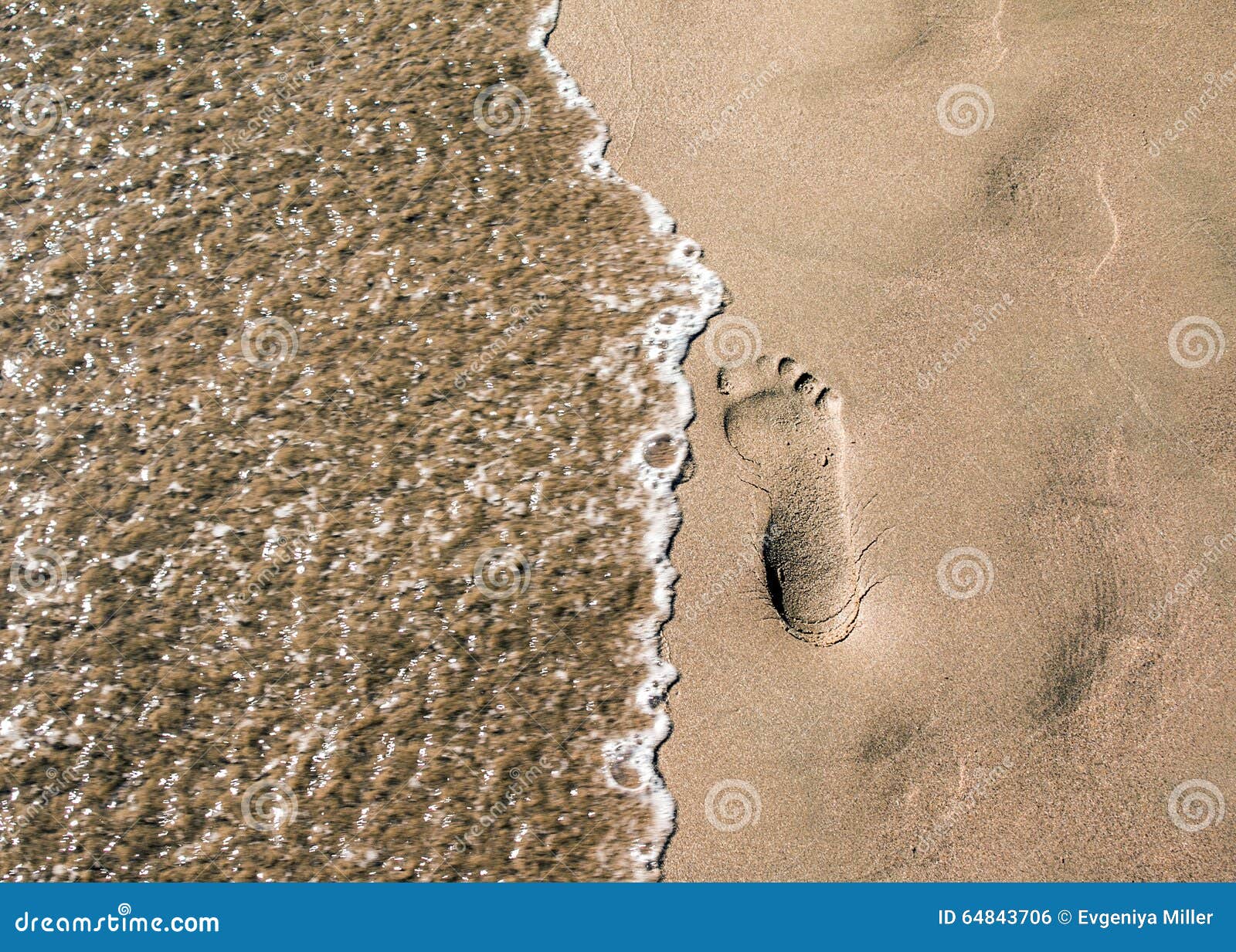 Schritte in Sandigem Auf Dem Strand Stockfoto - Bild von sommer, relax ...
