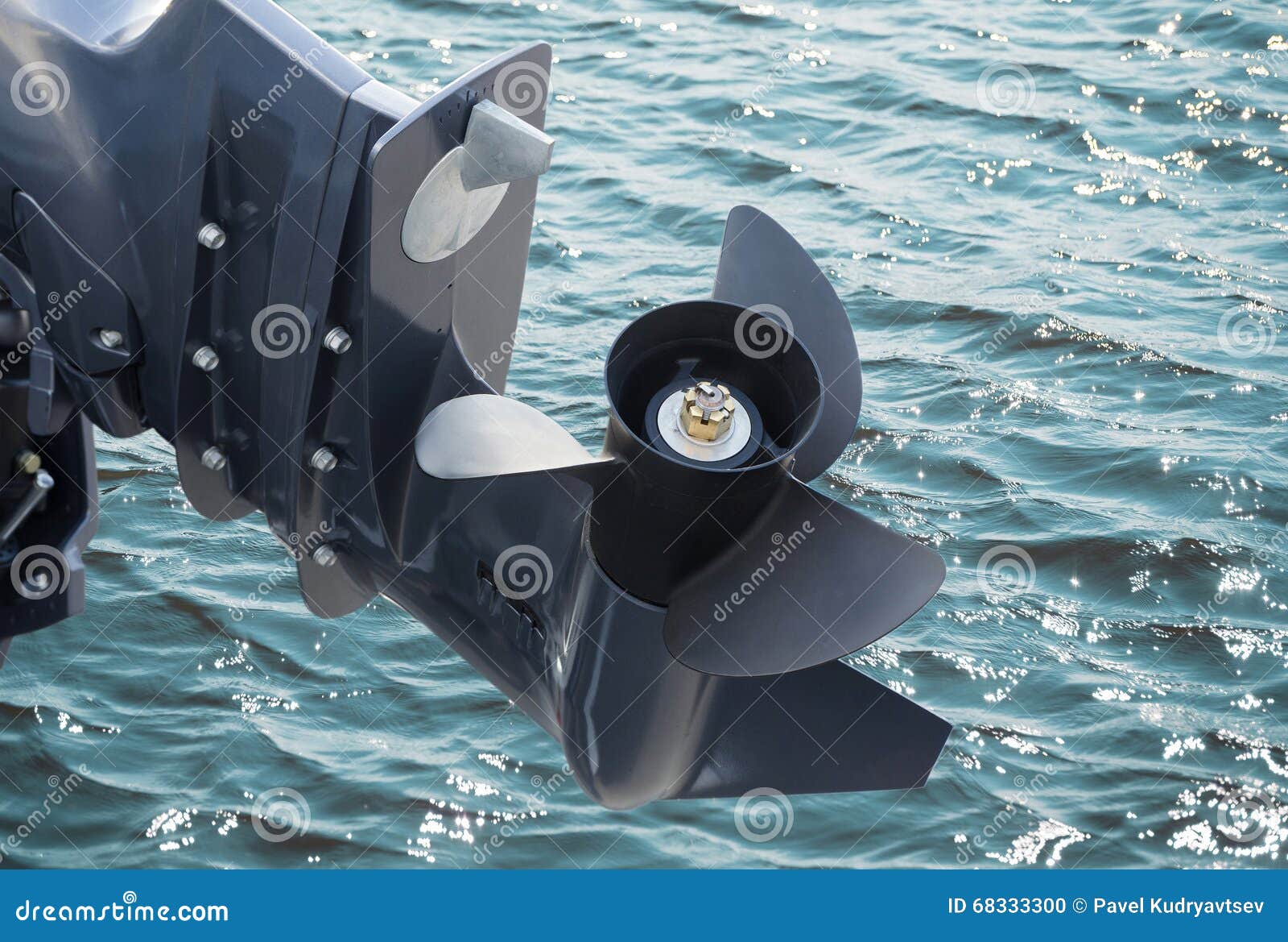 Schroef van motorboot stock foto. Image of motor, levensstijl - 68333300