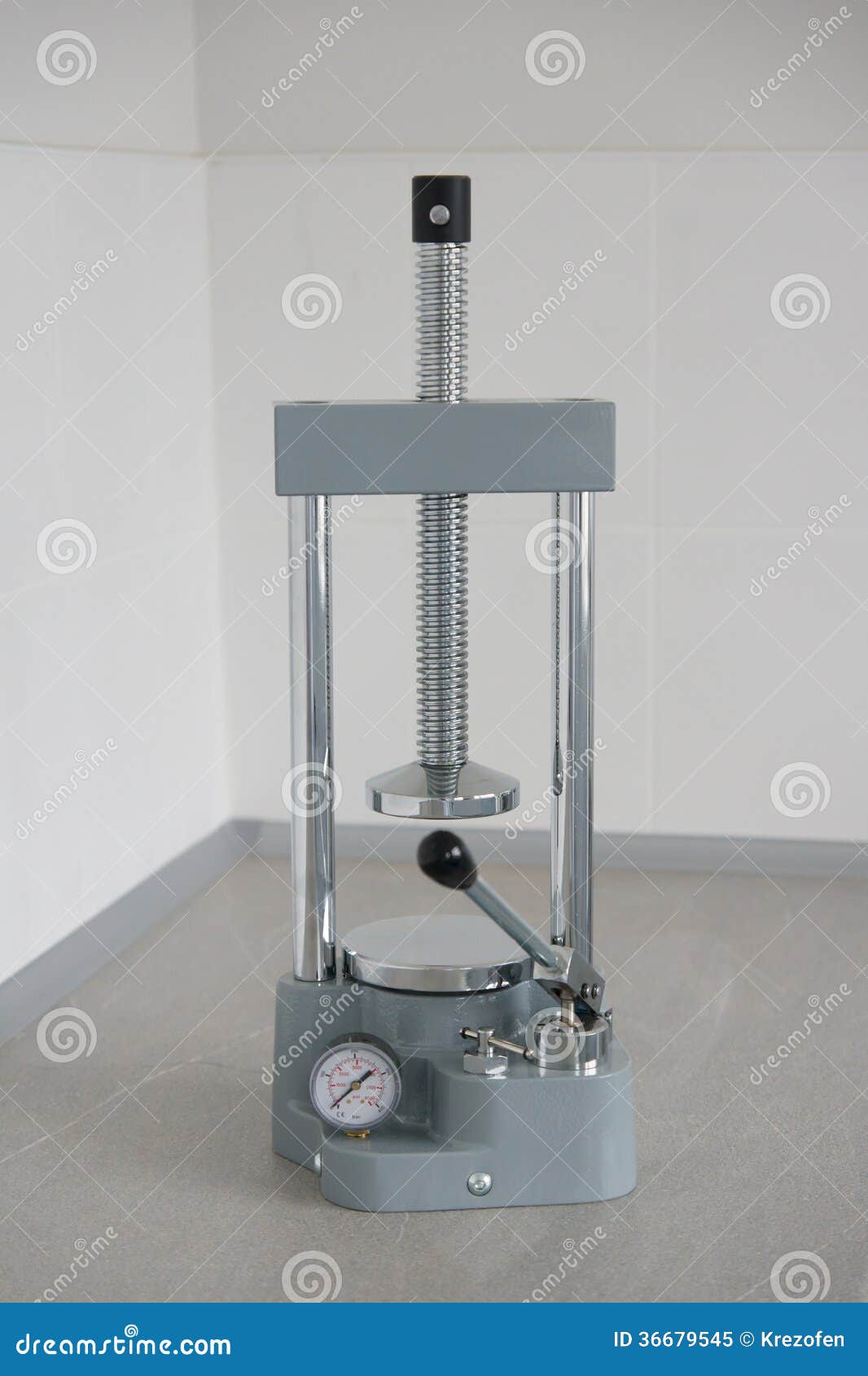 Schroefpers stock afbeelding. Image of industrieel, staal - 36679545