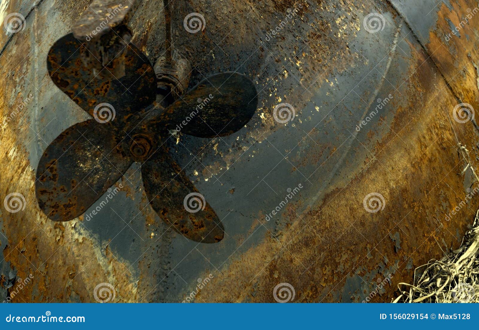 Schroefsel Van Een Oude Ijzeren Boot Stock Foto - Image of metaal ...