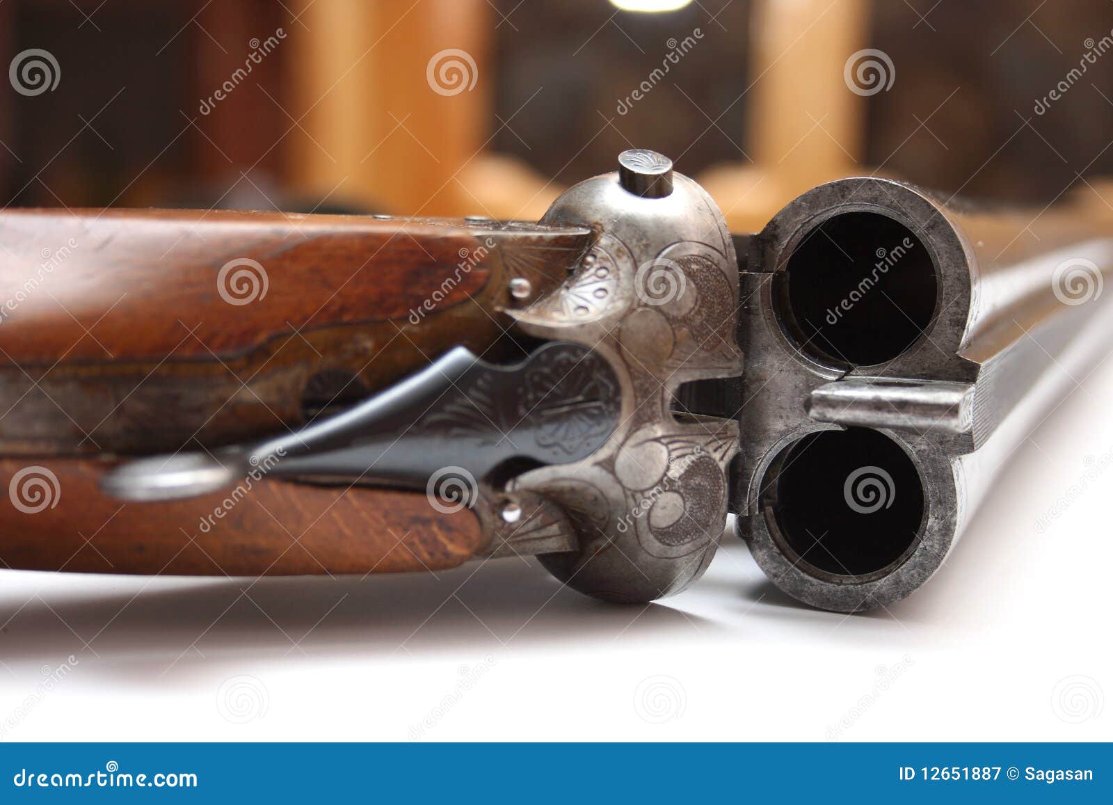 Schrotflinte stockbild. Bild von zahl, gewehr, kapitel - 12651887