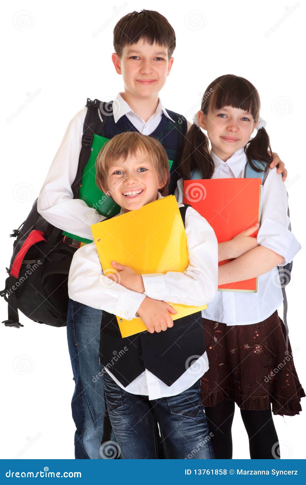 Schulkinder mit Büchern stockfoto. Bild von nett, jungen - 13761858