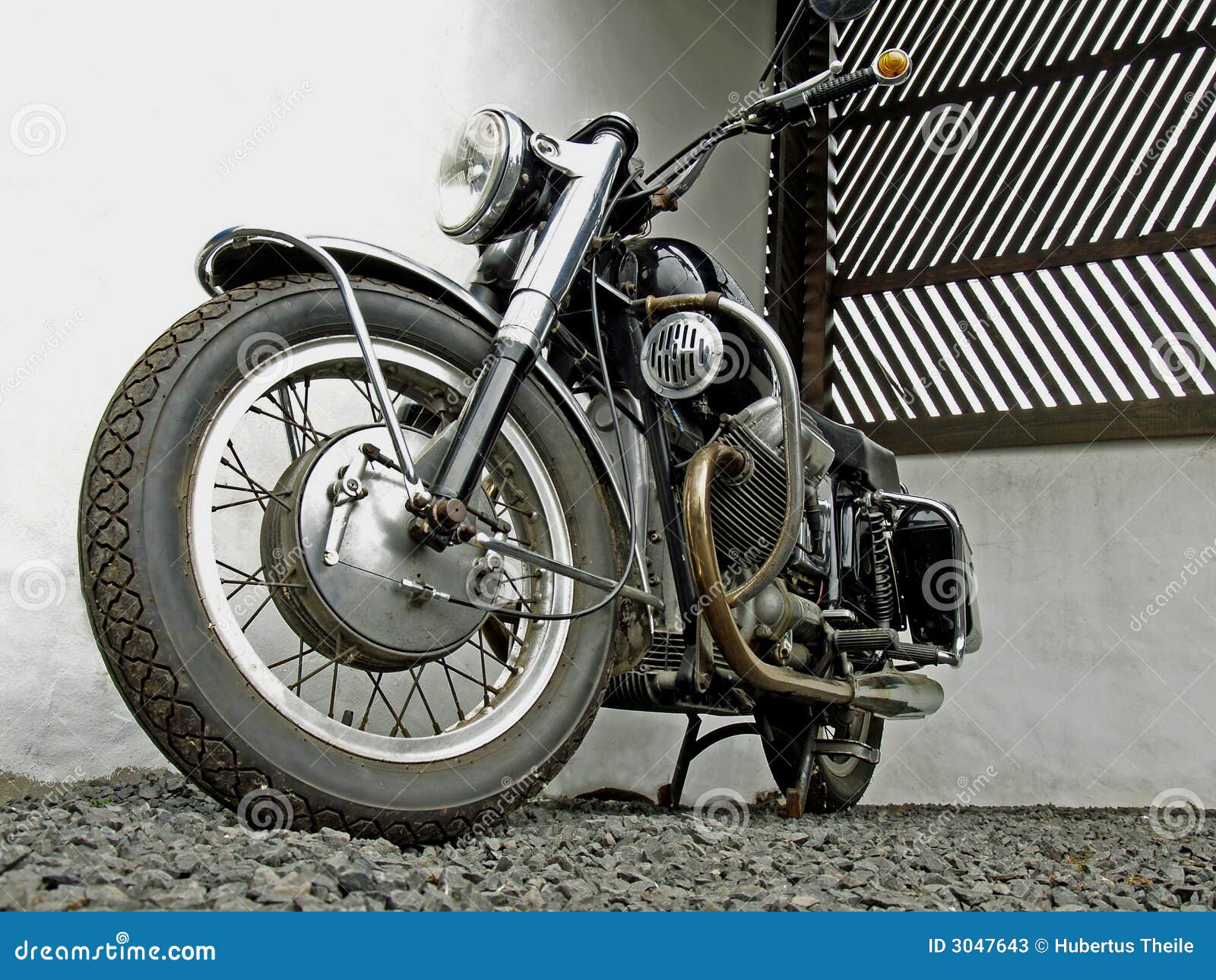 Schwarzes Motorrad stockbild. Bild von ventile, schwarzes - 3047643