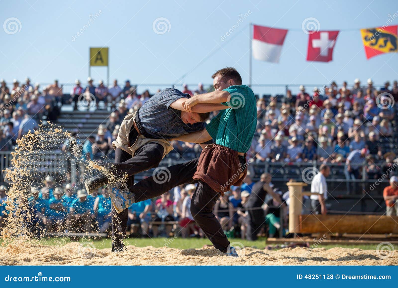 Schweizer Ringkampf redaktionelles stockfoto. Bild von künste - 48251128