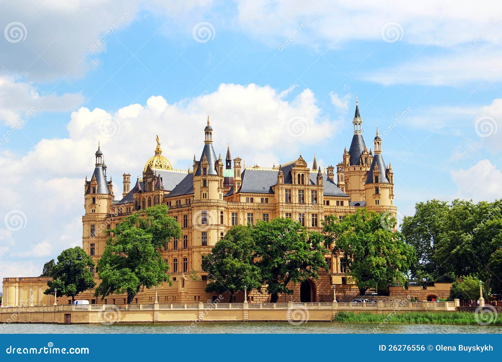 Schwerin Castle, Germany stock photo. Image of city, attraction - 26276556