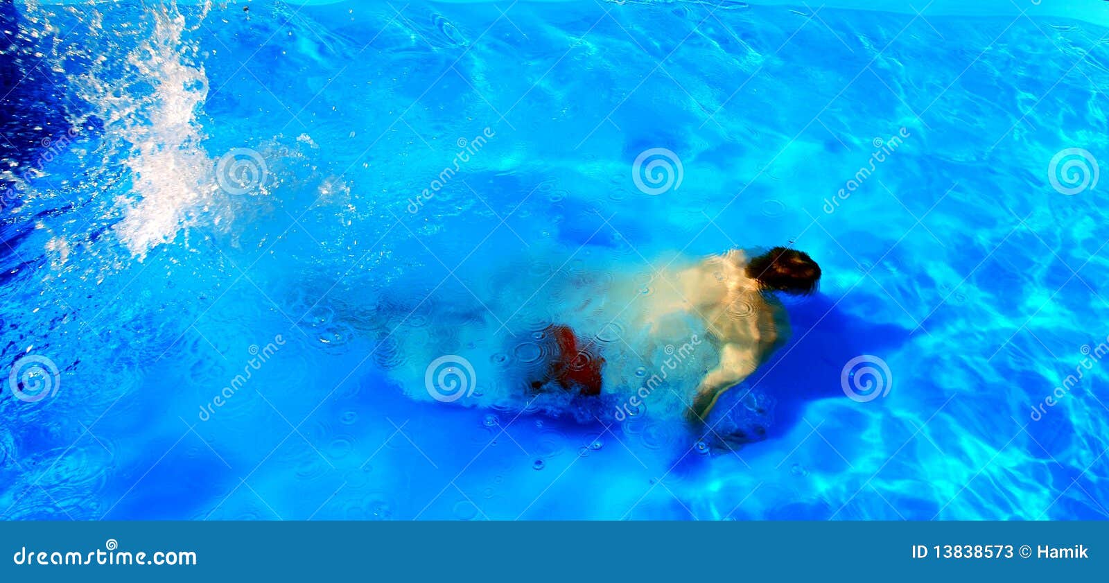 Schwimmer unter Wasser stockbild. Bild von insel, meerblick - 13838573