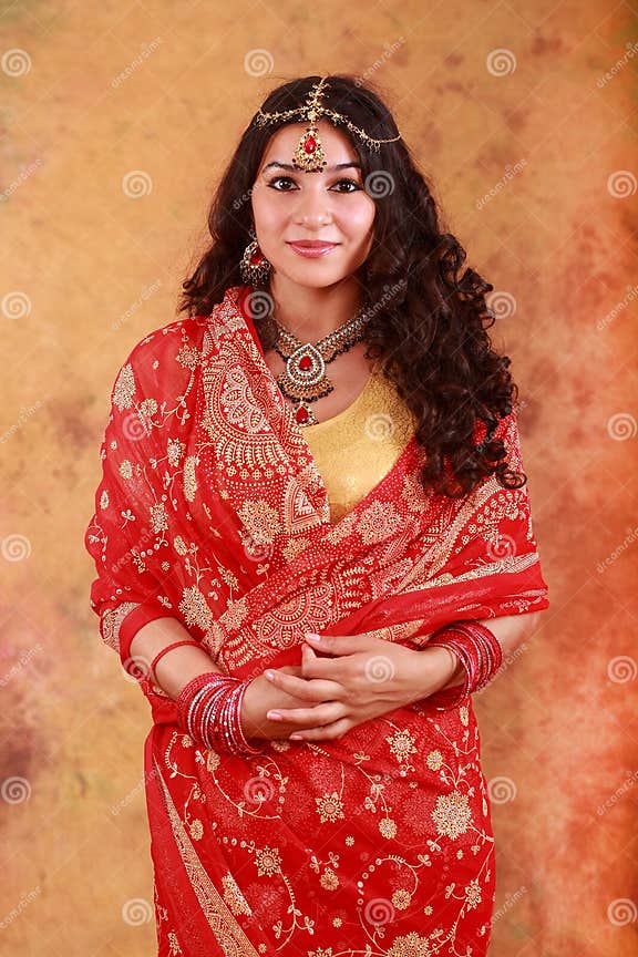 Schönes Indisches Mädchen Stockfoto Bild Von Kultur 77986558