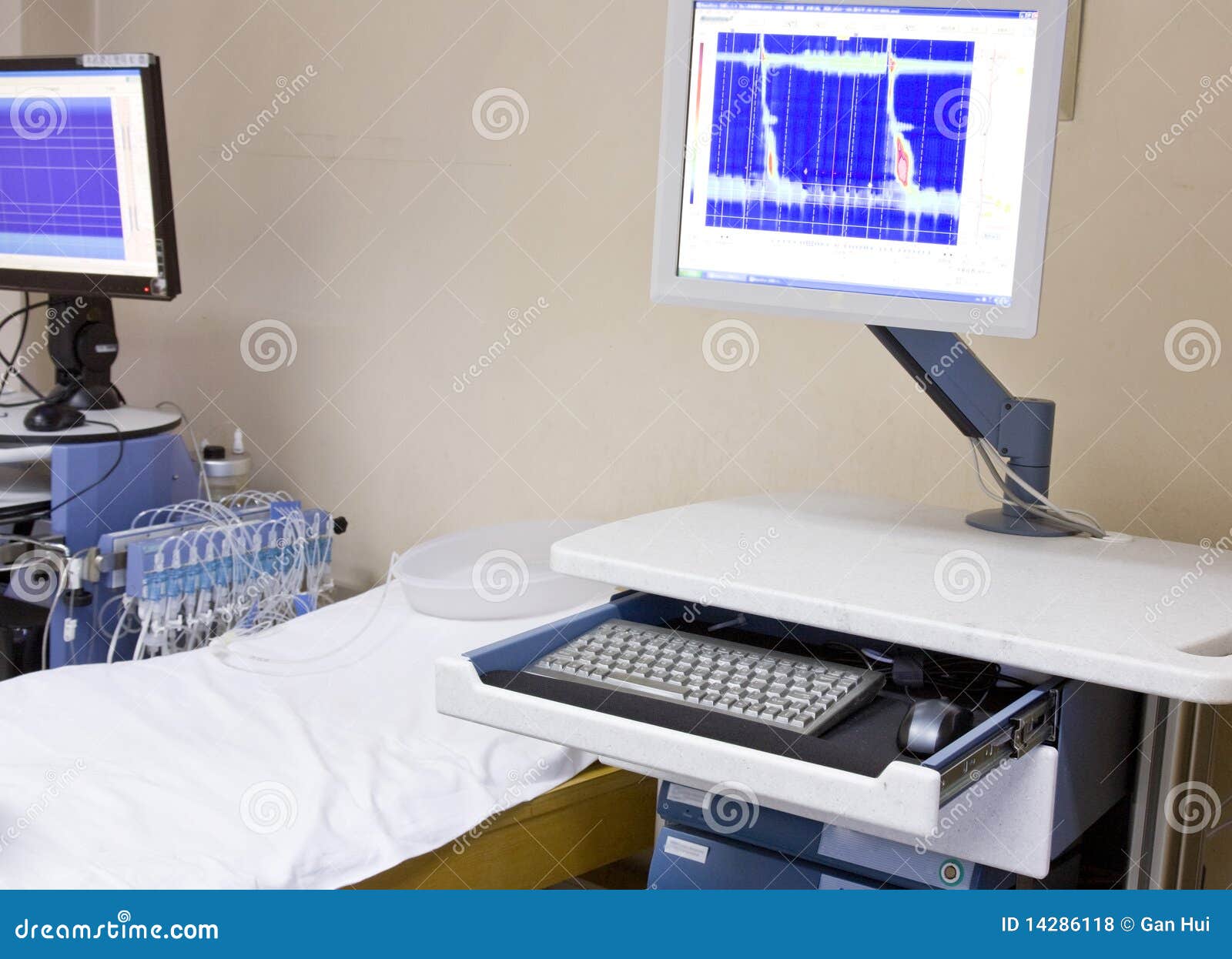 Science Computer in Hospital Stock Photo - Image of internet, training ...