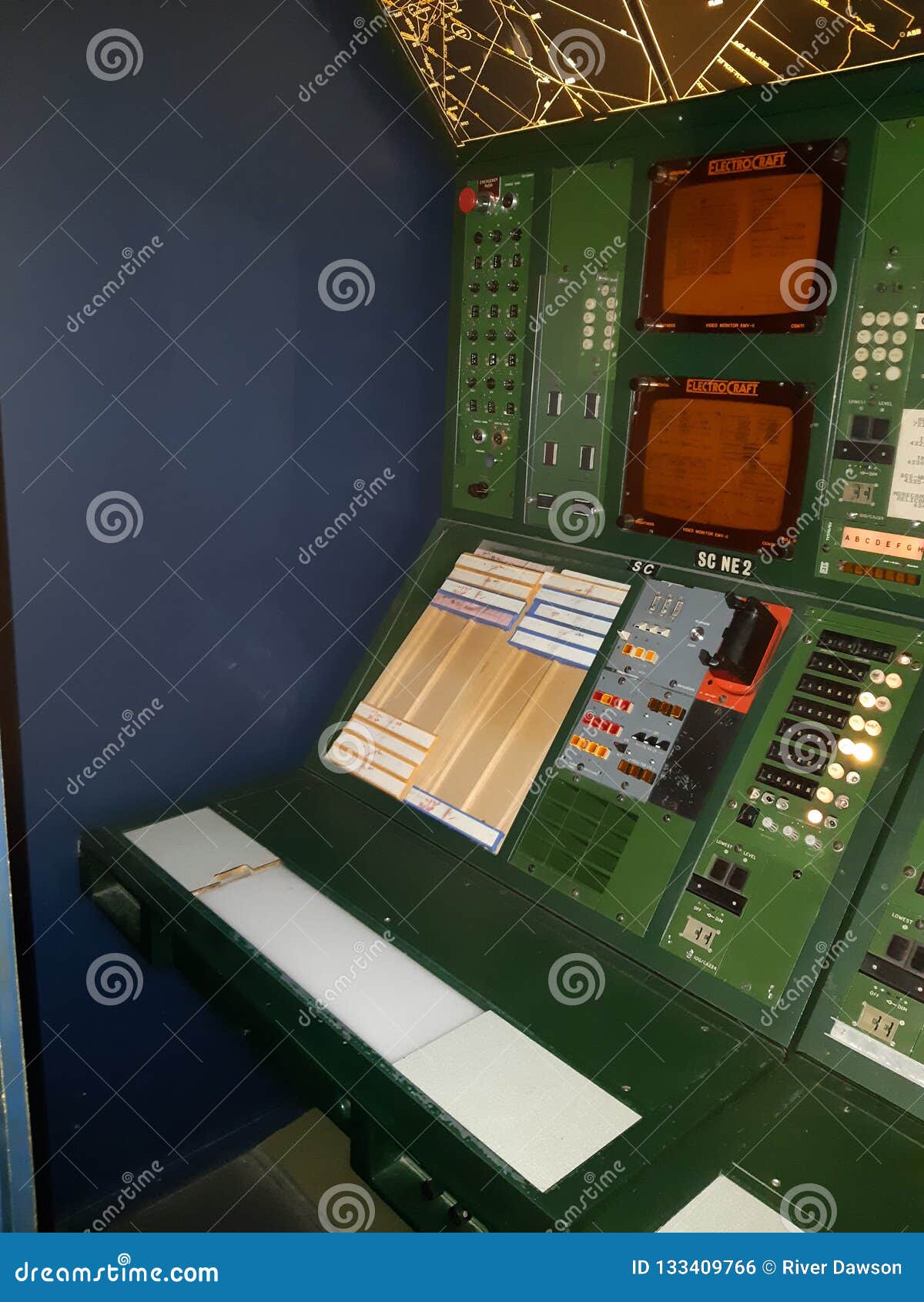 History of Flight Air Traffic Control Board Editorial Photo - Image of ...