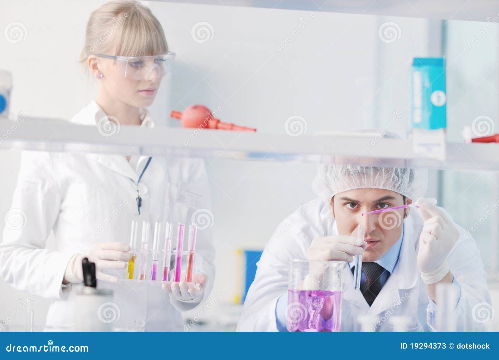 Science People in Bright Lab Stock Image - Image of medicine, portrait ...