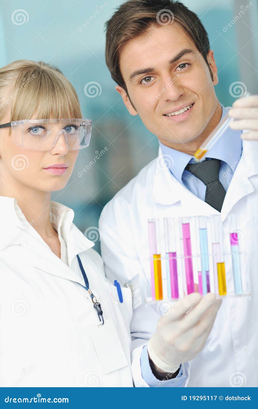 Science People in Bright Lab Stock Image - Image of chemical, look ...