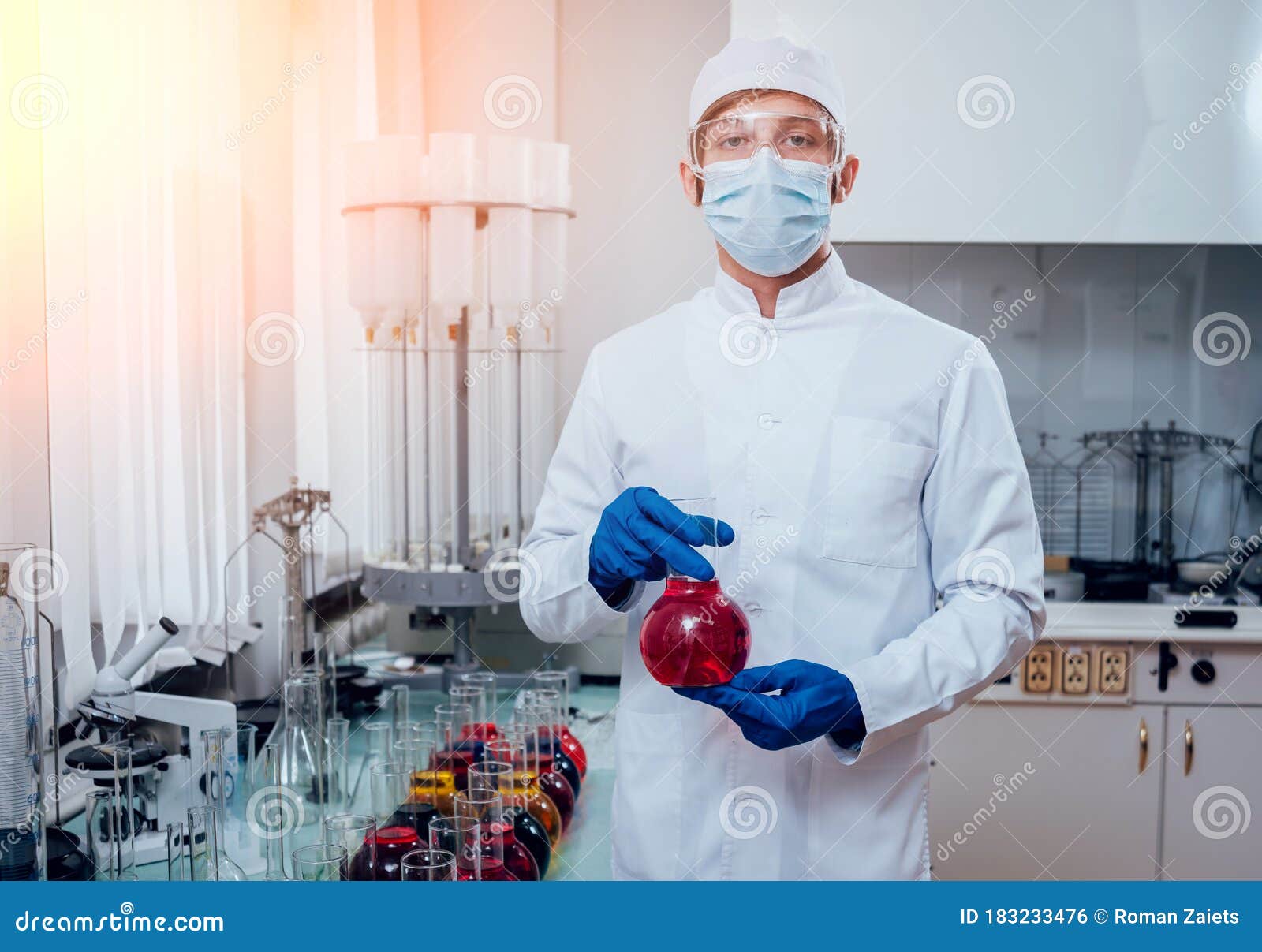 Science Technician at Work in the Laboratory. Stock Photo - Image of ...