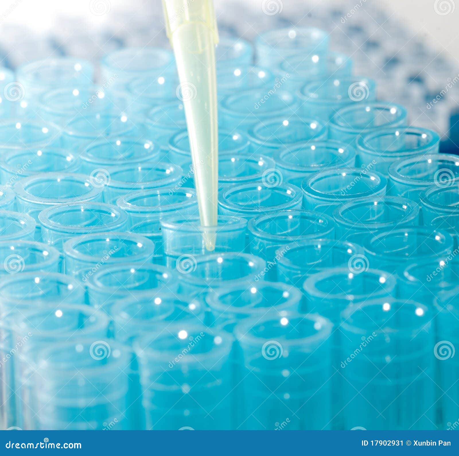 Science test pipette tips stock image. Image of cell - 17902931