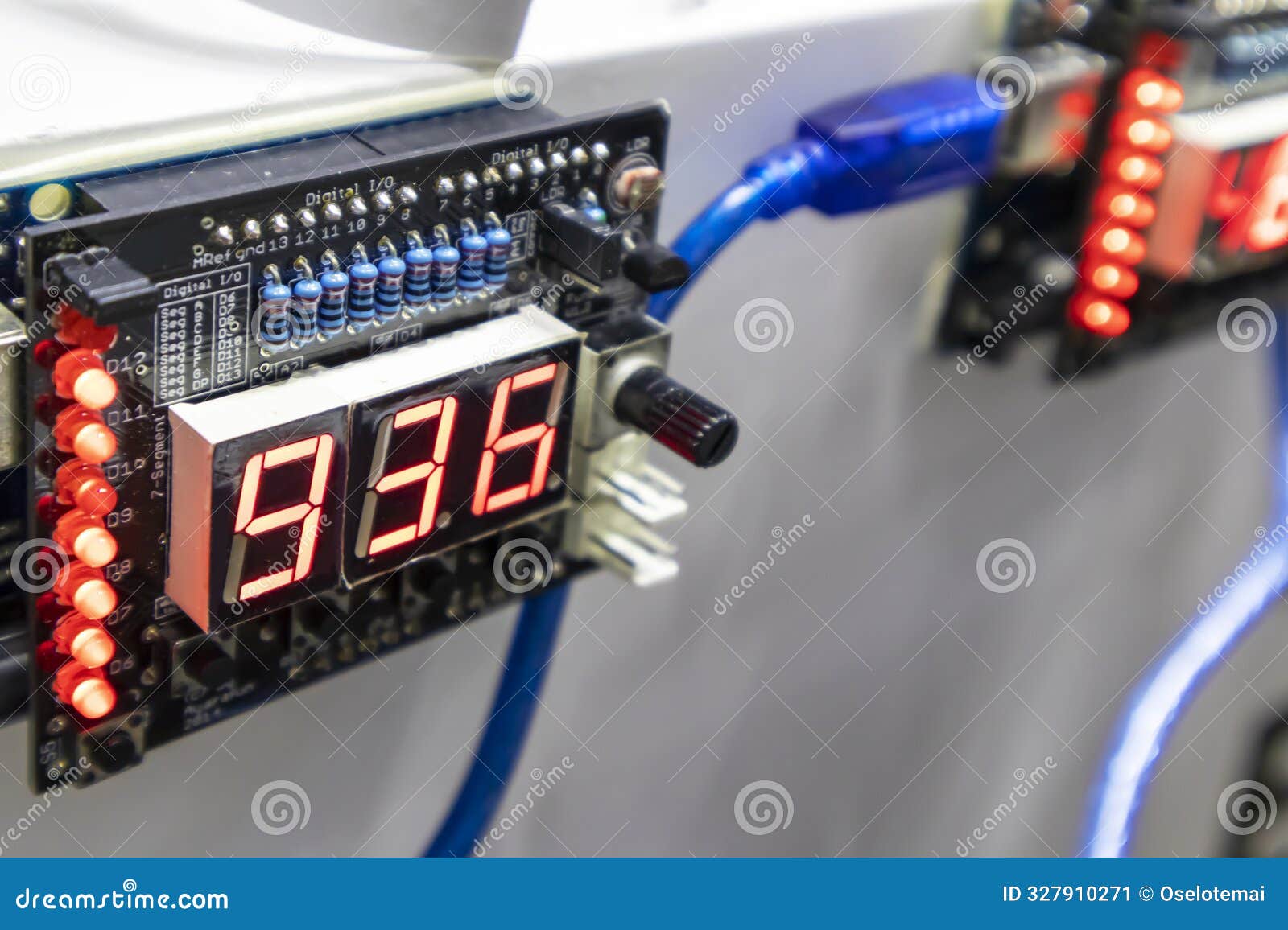 Scientific and Technological Equipment, Display Screens for Research ...